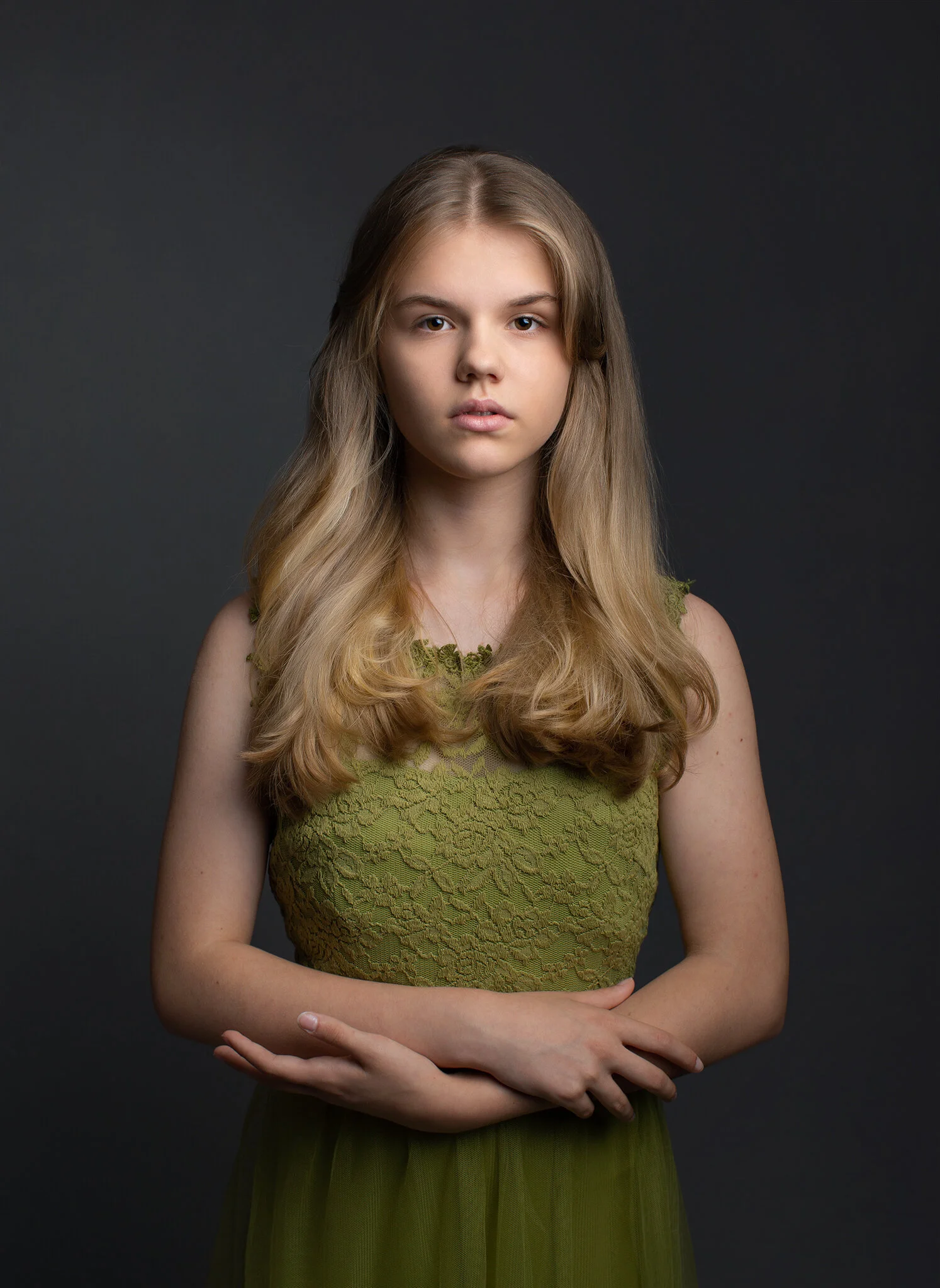 Fine Art Portrait Photographer Elizabeth Griffiths captures Emma during ...