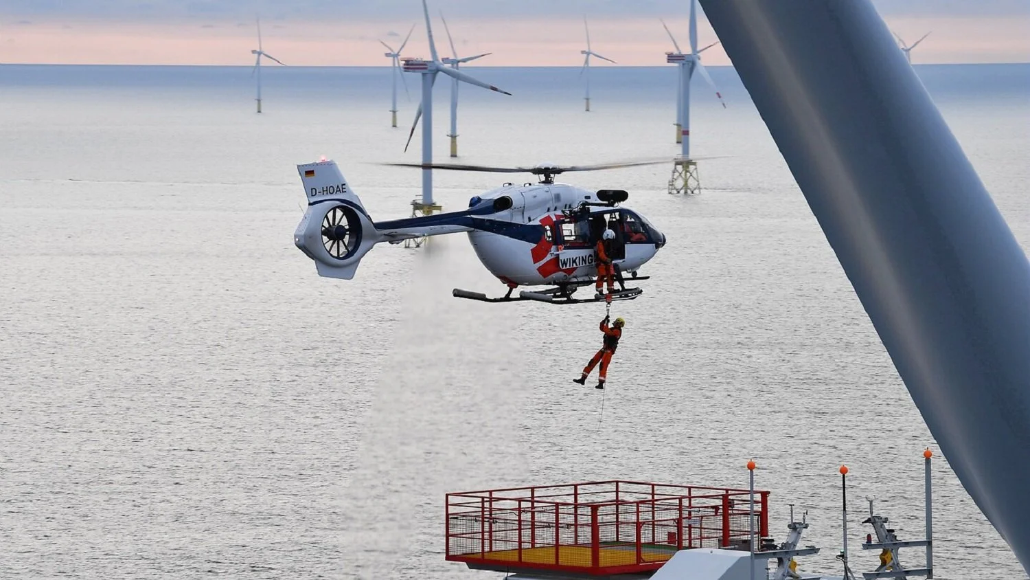 What is GWO Advanced Rescue Training and who needs it? — SEFtec | HUET ...