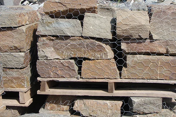 WEATHERED QUARRY WALL — Gustin Stone Supply