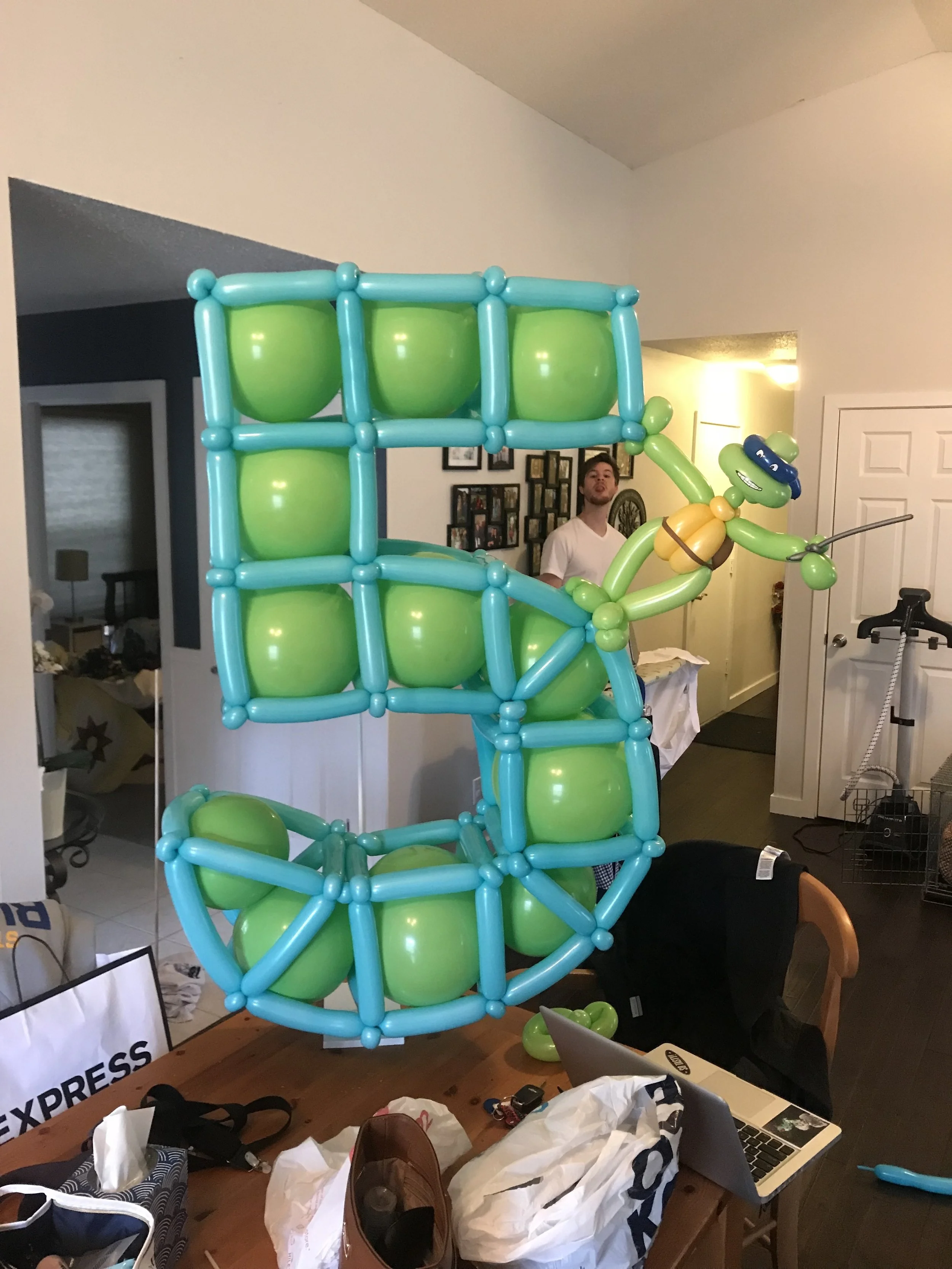 Balloon Decor —Aaron's Party Balloons Aaron's Party Balloons