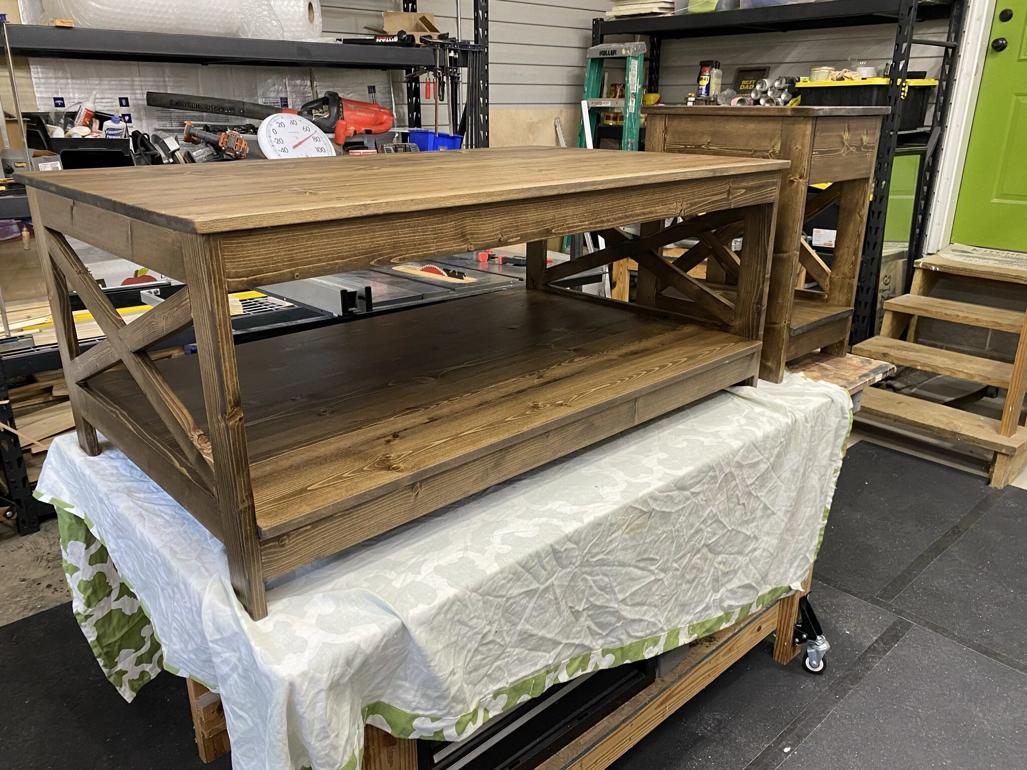 DIY Farmhouse Coffee Table With Step By Step Build Plans — 731 Woodworks