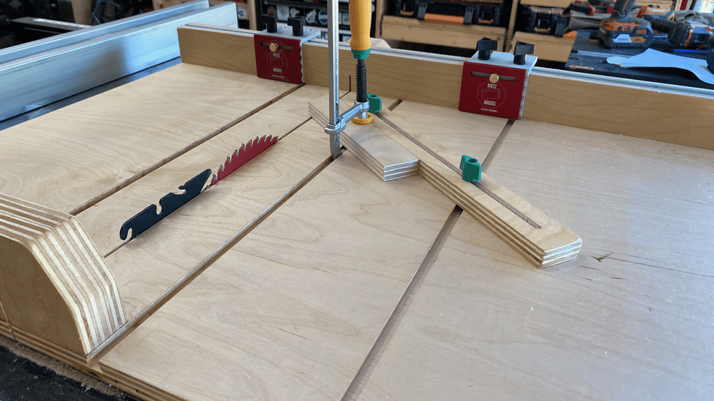 Multi-Use Cross-Cut Sled with Clamps, Adjustable Fence and Stop Blocks ...
