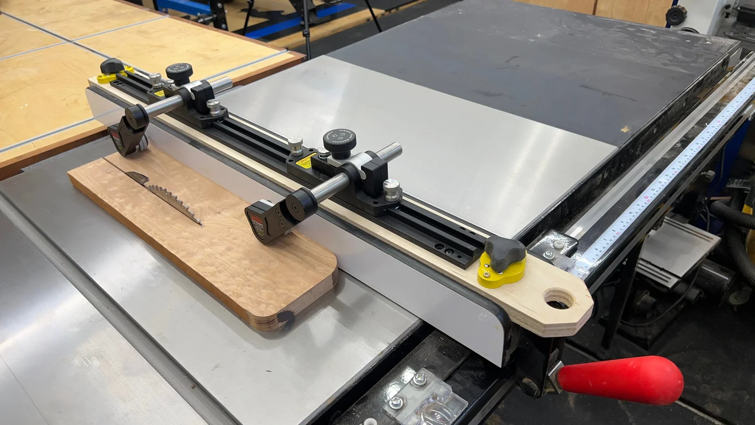 Two Board Portable Workbench Build Plans - DIY Workbench Plans — 731 ...