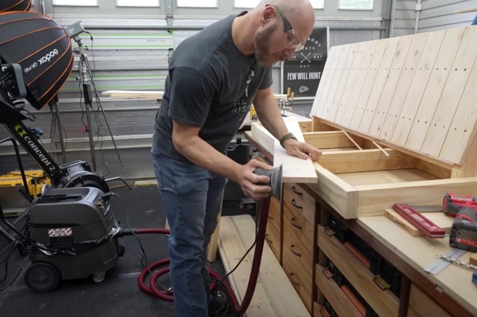 3M Xtract vs Festool Dust Extractor Review — 731 Woodworks
