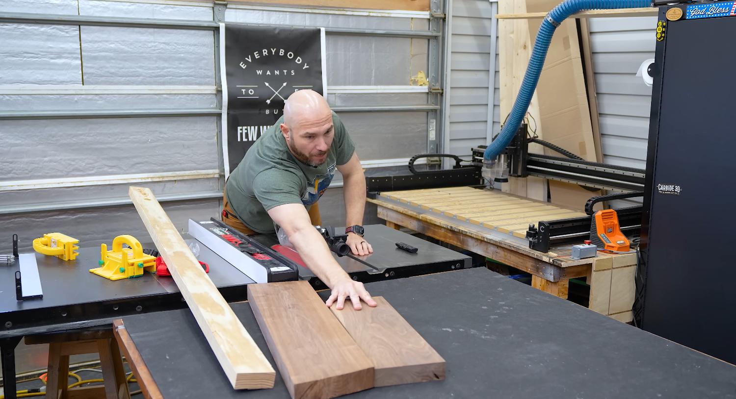 14 Table Saw Mistakes Beginners Must Avoid (With Safety Tips & Tools ...