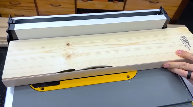 Beginner Table Saw Mistakes You Must Avoid | 731 Woodworks Safety ...
