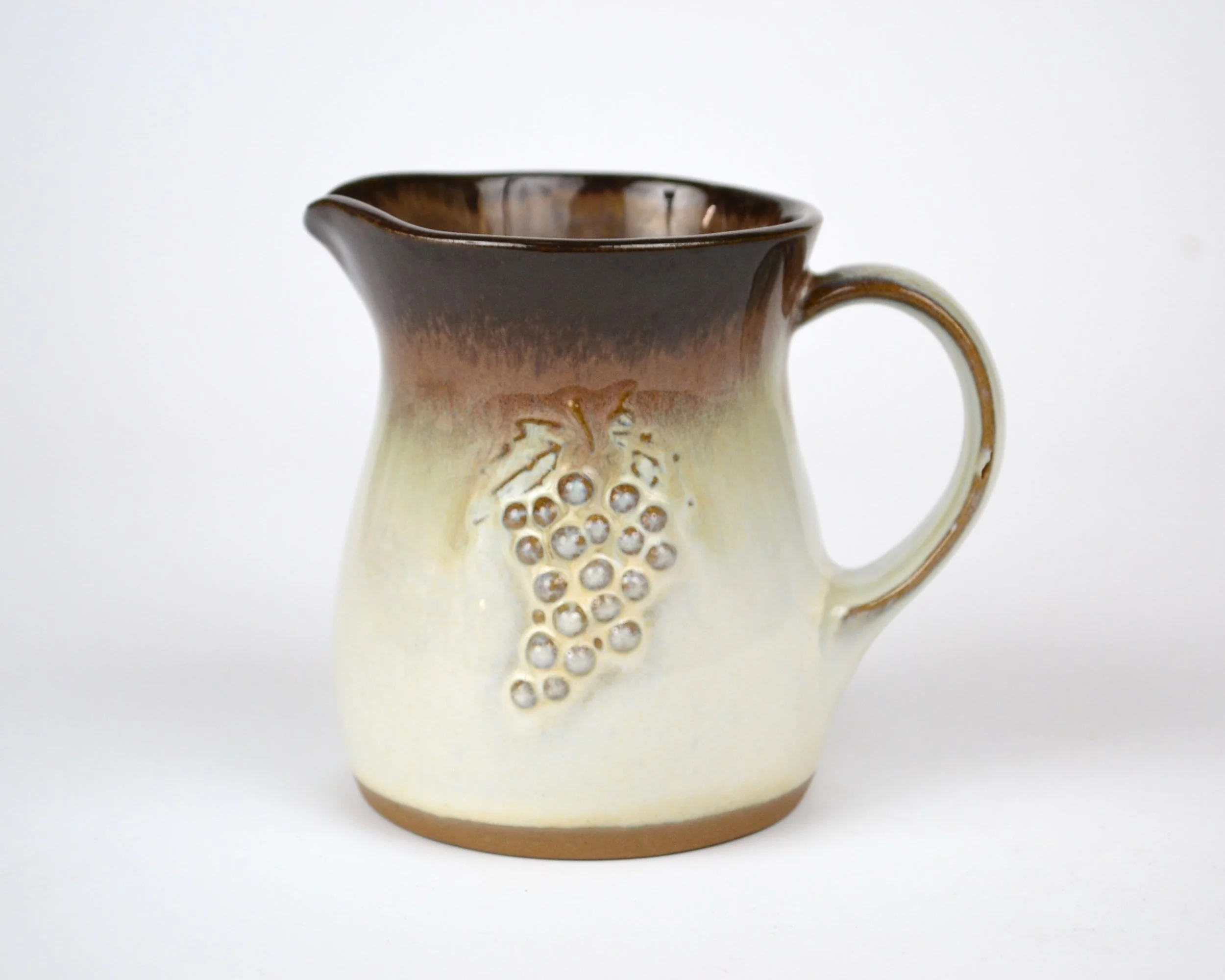 Gladding's Grapes Pitcher early 1960s — peter pots pottery