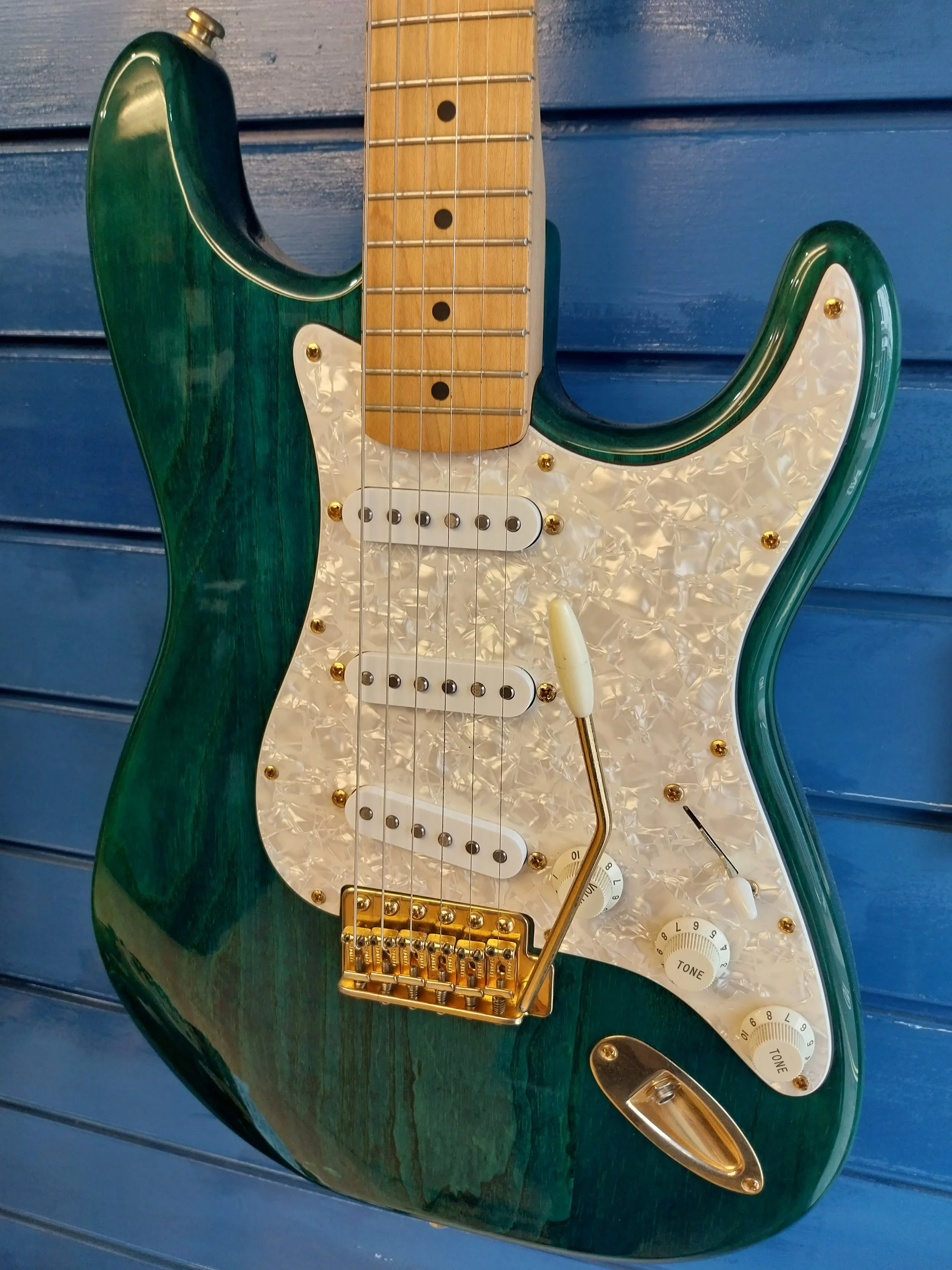 solid body guitars — Mudpie Music