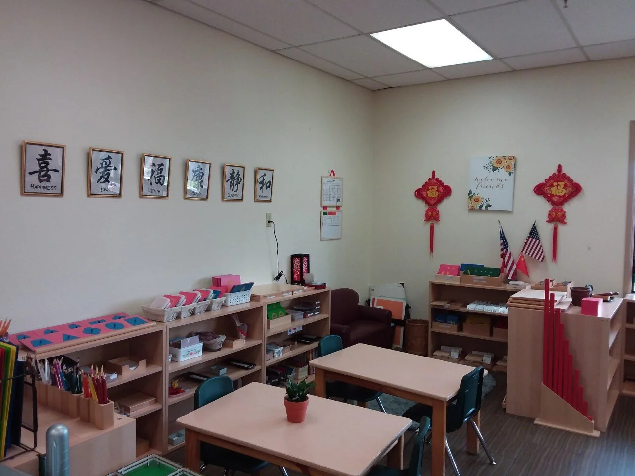 Our programs — St. Mary's Montessori