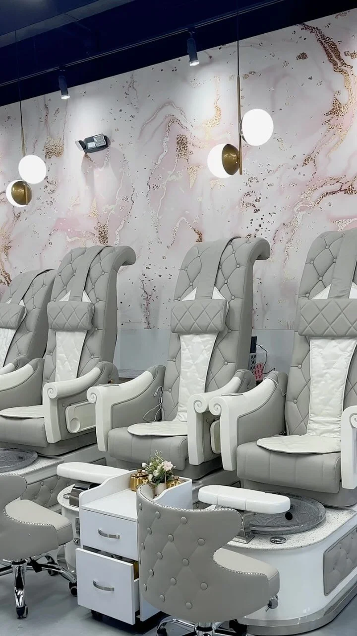 Standard Features — Silo Square