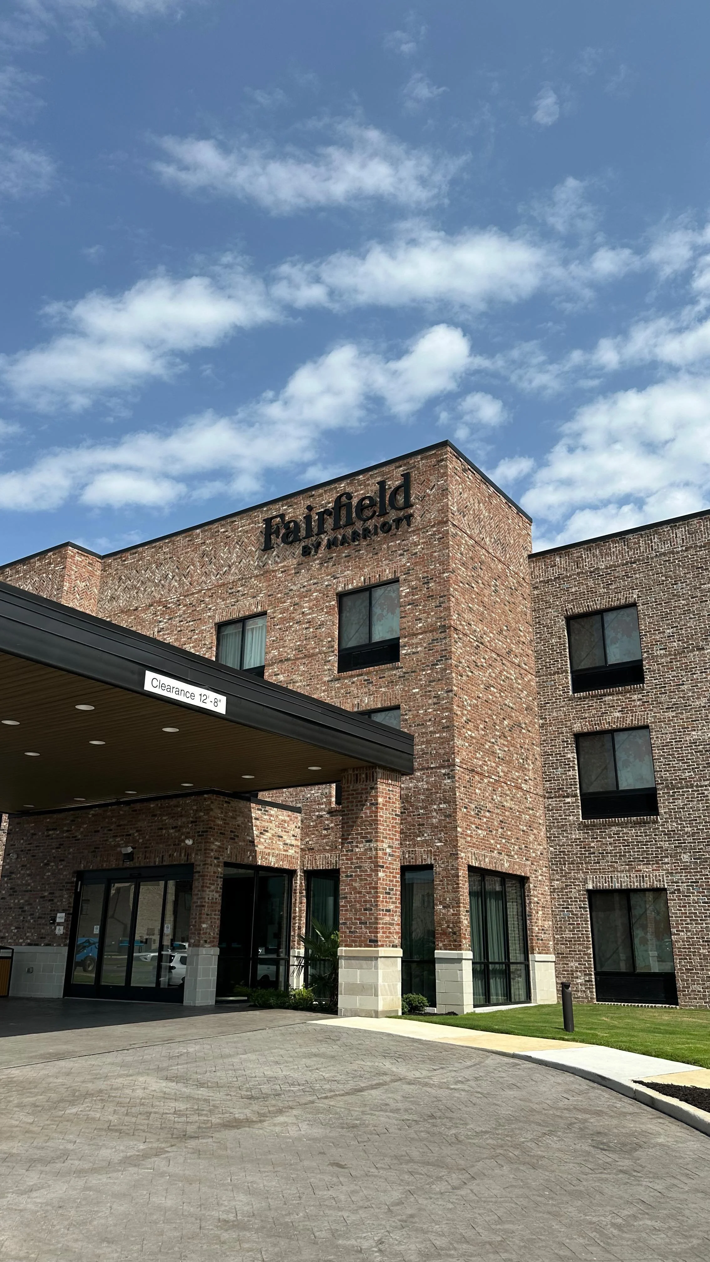 Standard Features — Silo Square