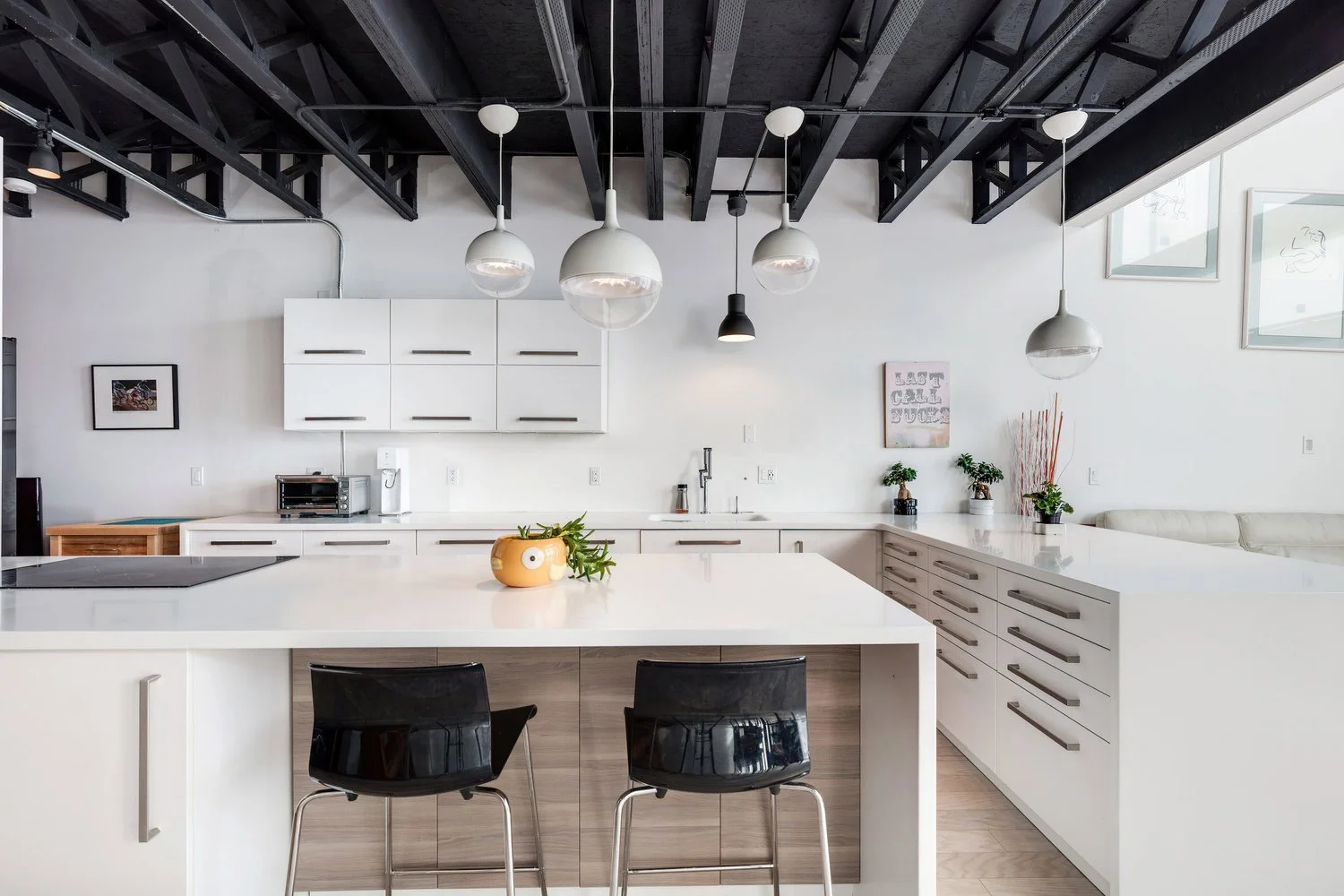 Real Estate Photography Videography - Stylish Detroit