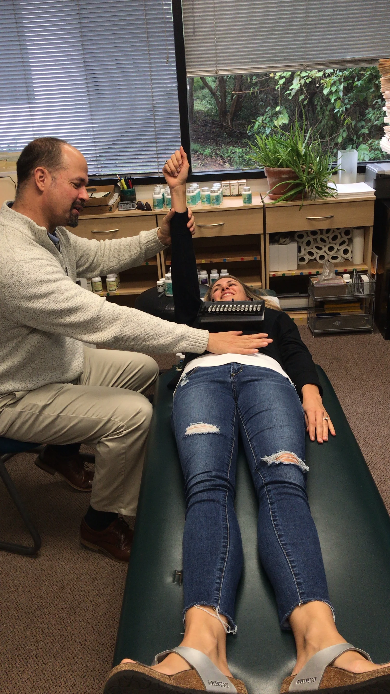 Muscle Testing — CLEAN LIFE Real World.