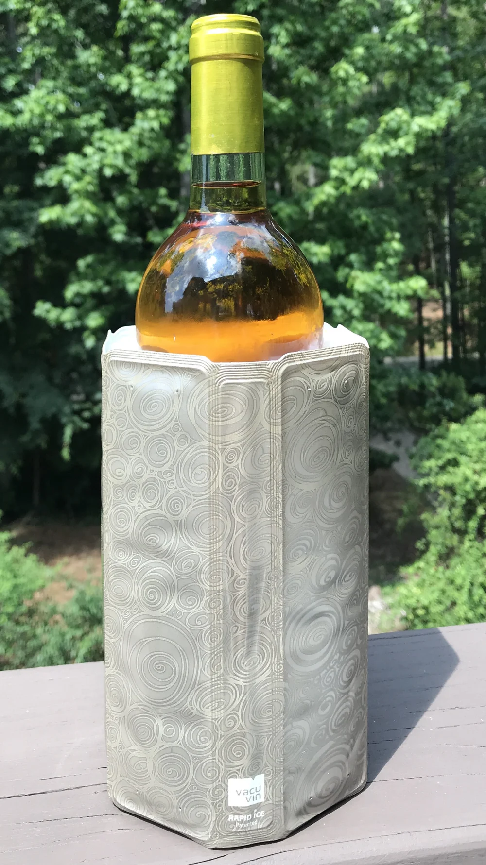 The Best Wine Bottle Sleeves for Cold Wine — KnowWines