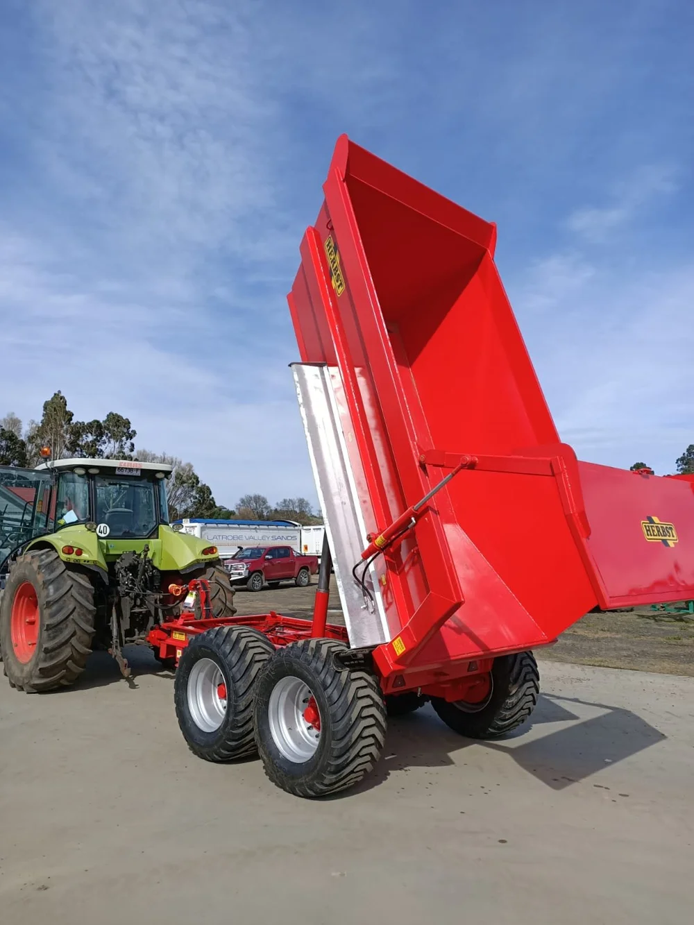 Herbst Tipping Trailer — Mclaren Agricultural Machinery