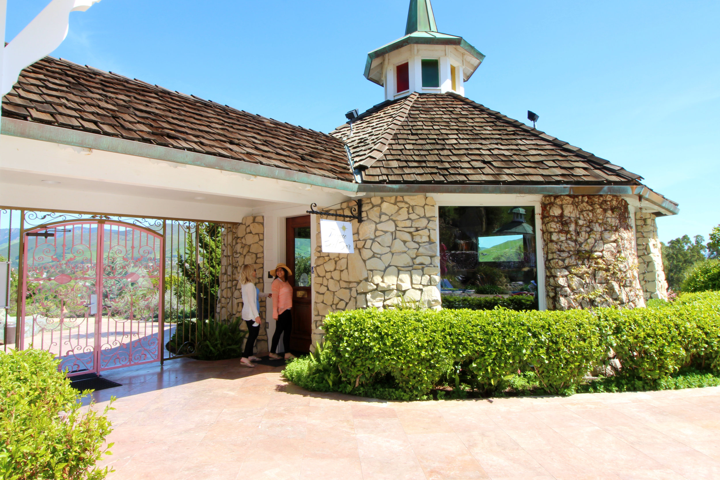 Madonna Inn Dining — Madonna Inn | Iconic Hotel, Dining & Events in SLO