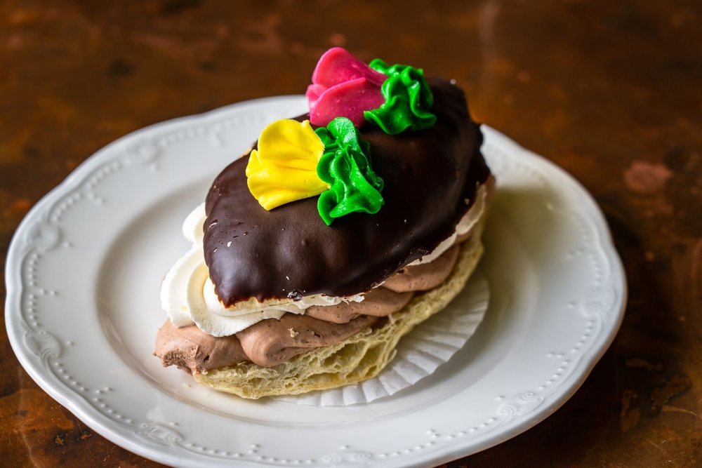 The Bakery at Madonna Inn — Madonna Inn | World-Famous California Hotel