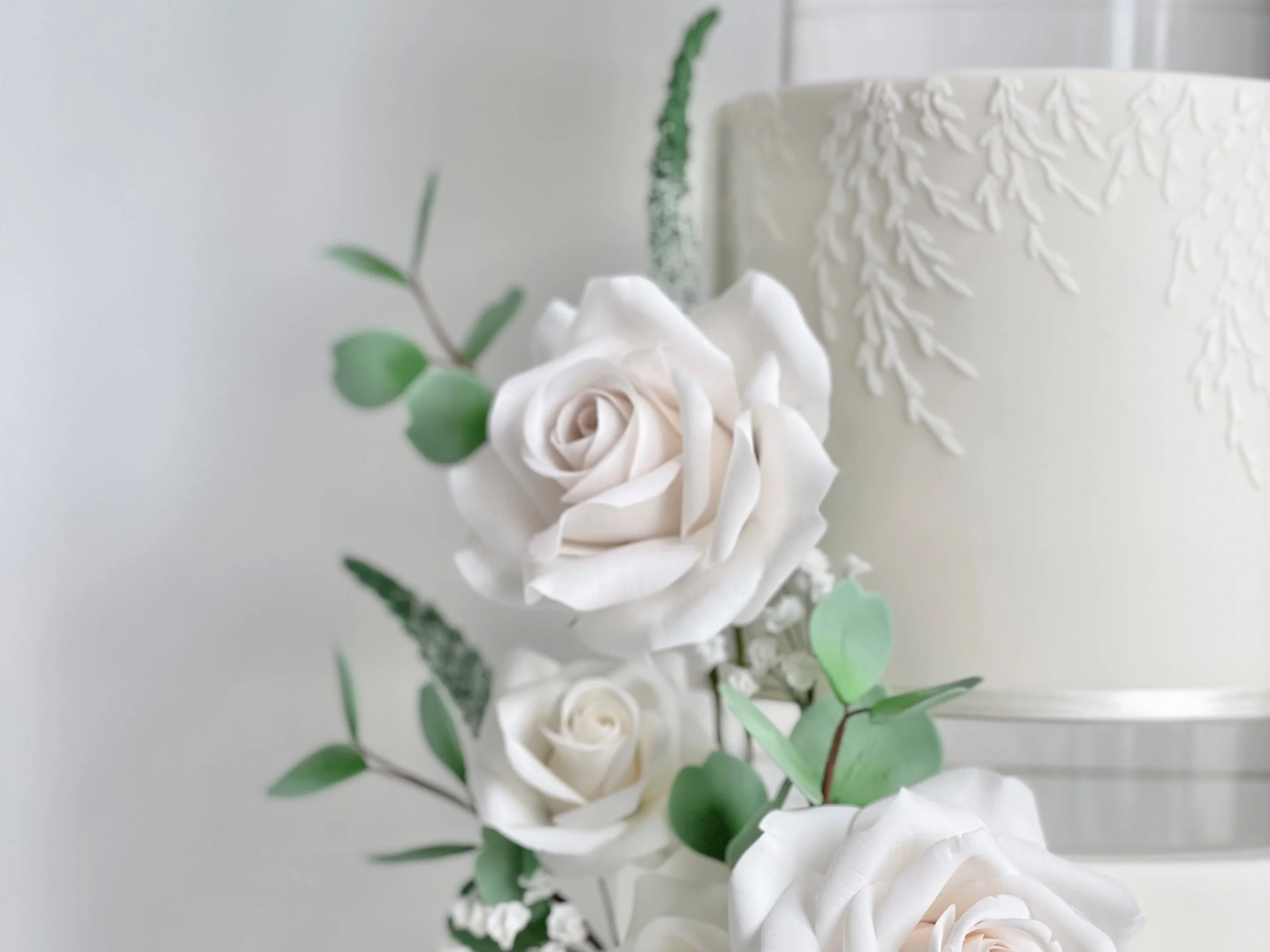 The Jo Harper cake company | Surrey wedding cakes