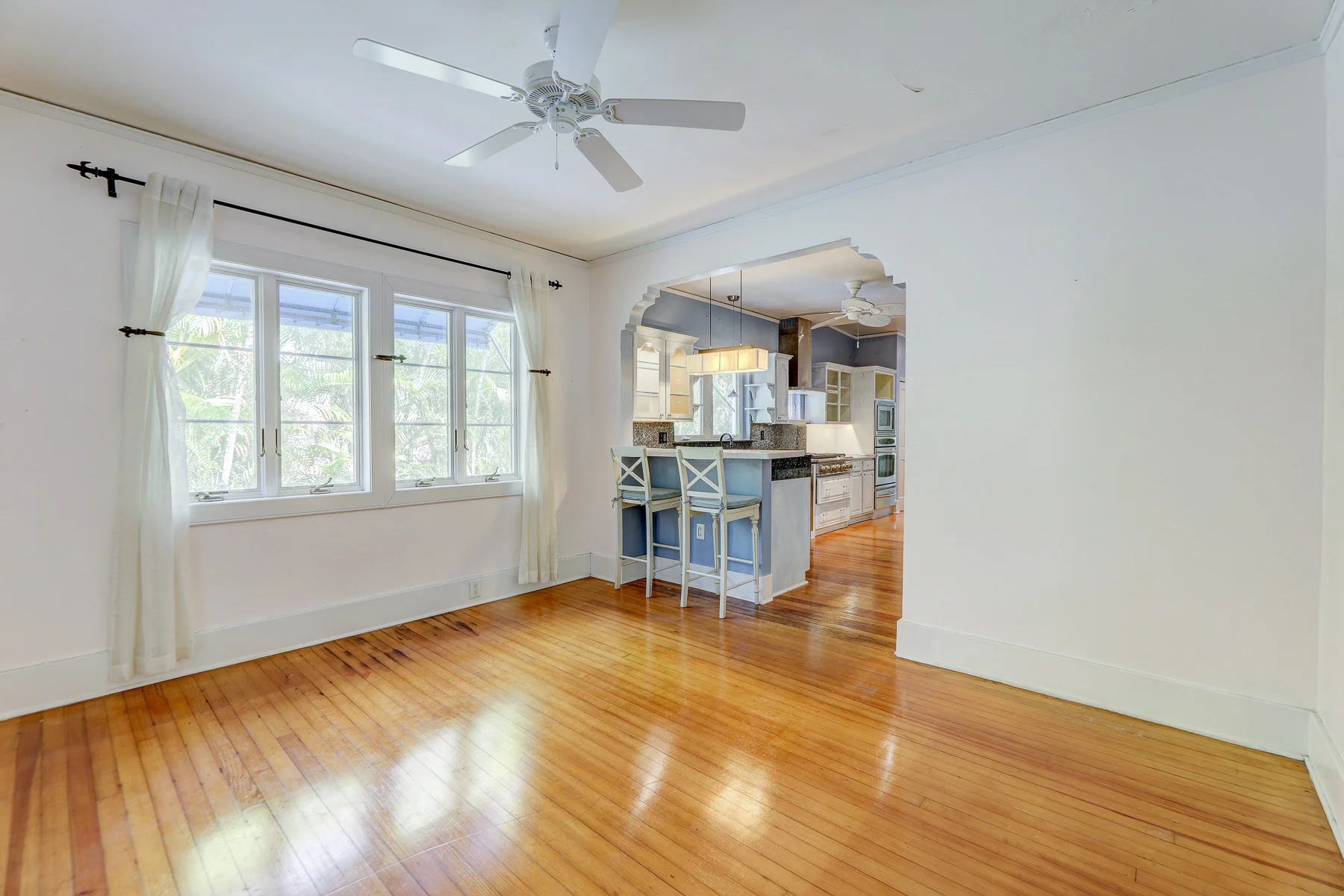 521 MINORCA AVENUE — LAURA MULLANEY & JANE GOMEZ-MENA