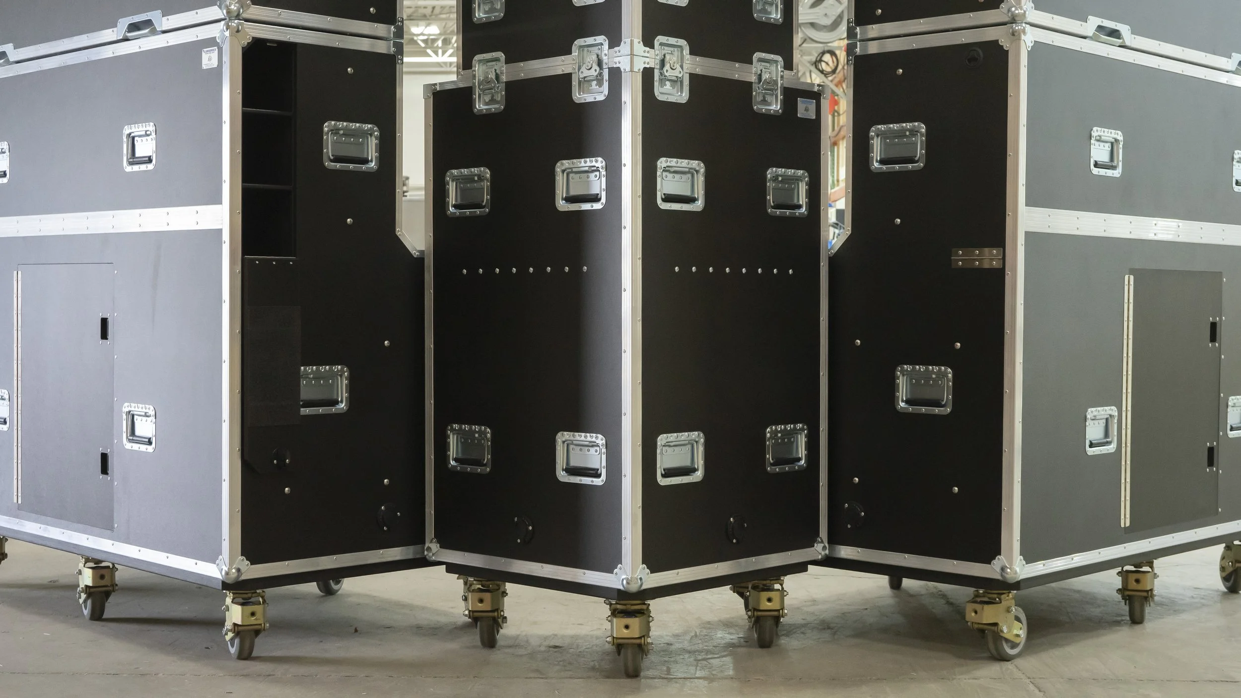 SLAMHAMMER ROADCASE CO.