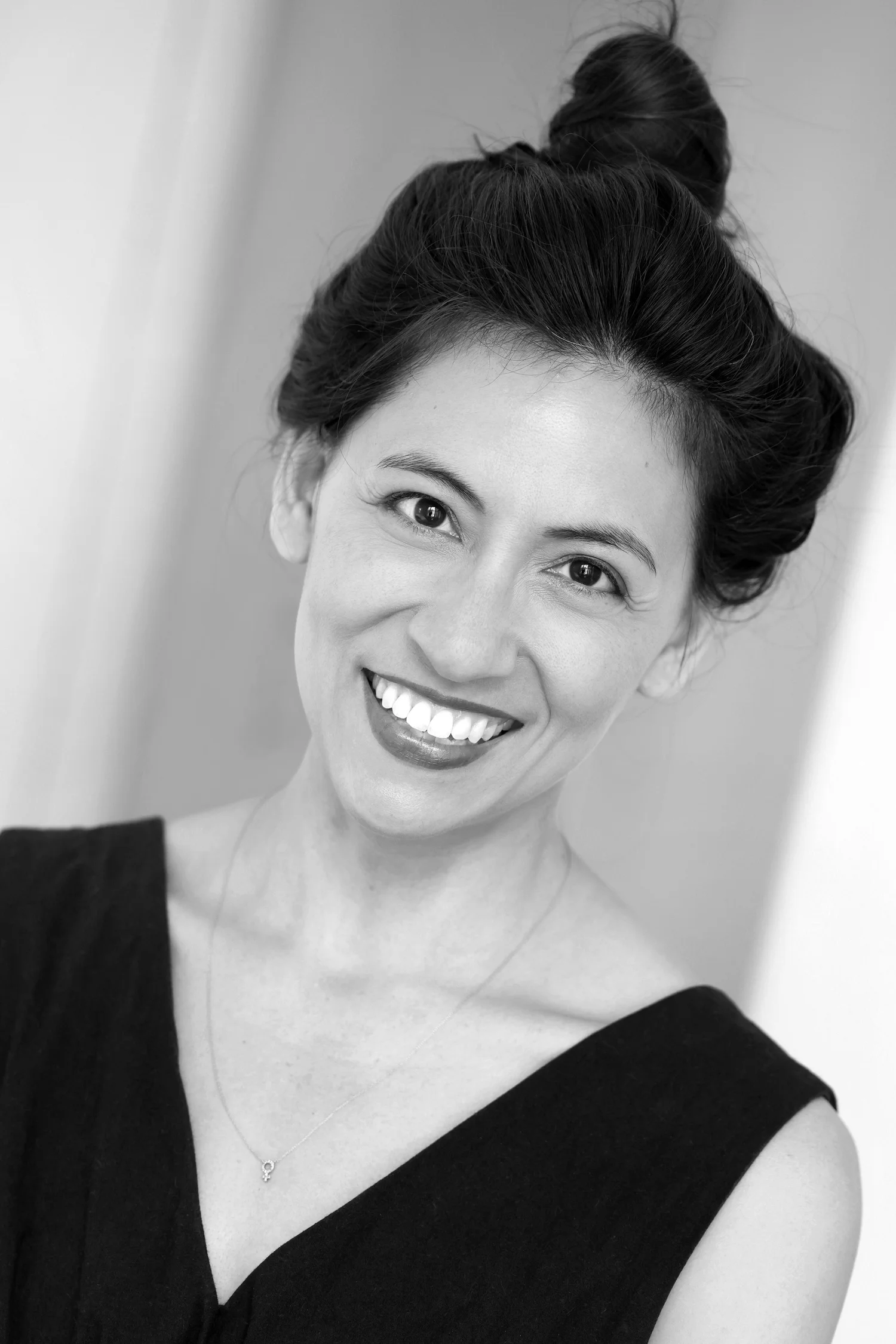Anna Louie Sussman