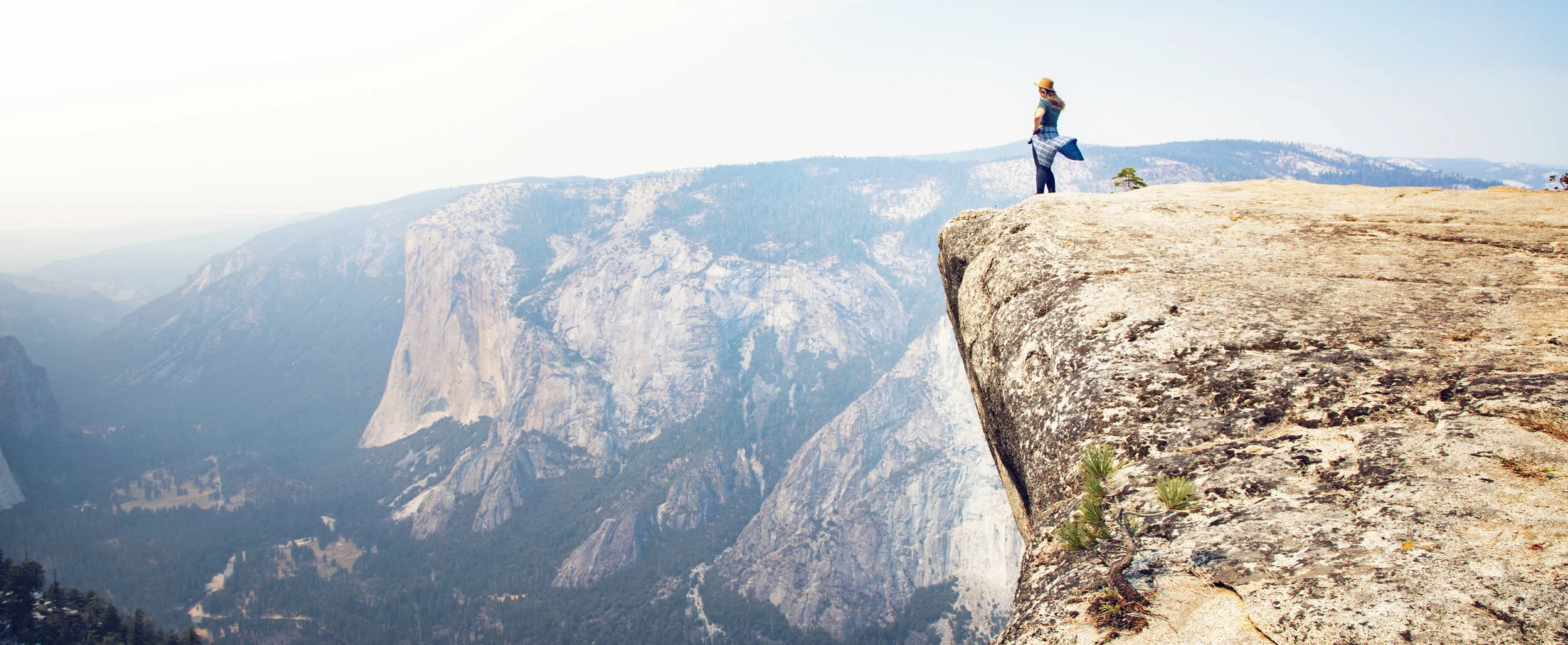Taft Point Clifftop Views (Yosemite National Park) — Flying Dawn Marie