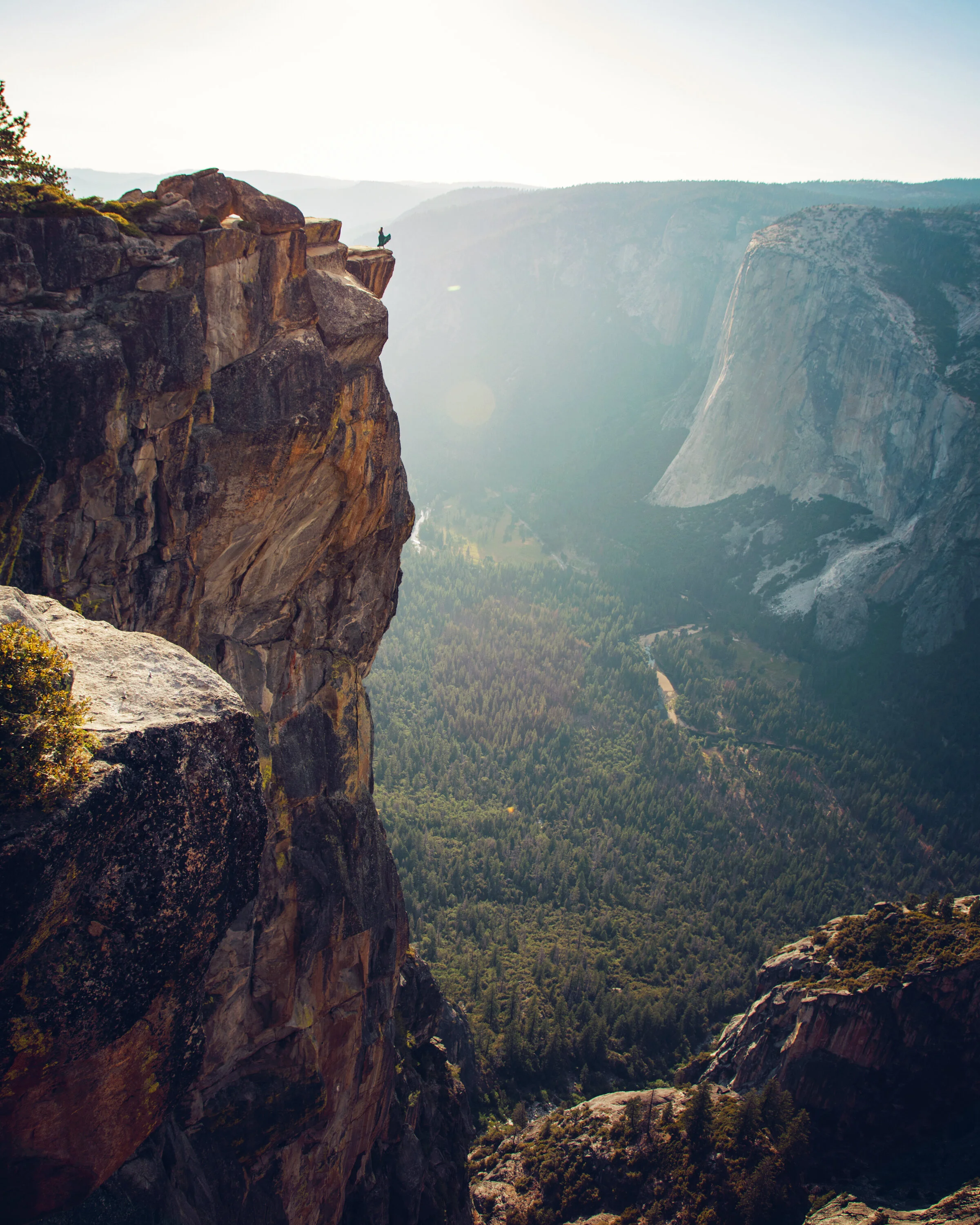 Taft Point - EPIC Clifftop Views (Yosemite National Park) — Flying Dawn ...
