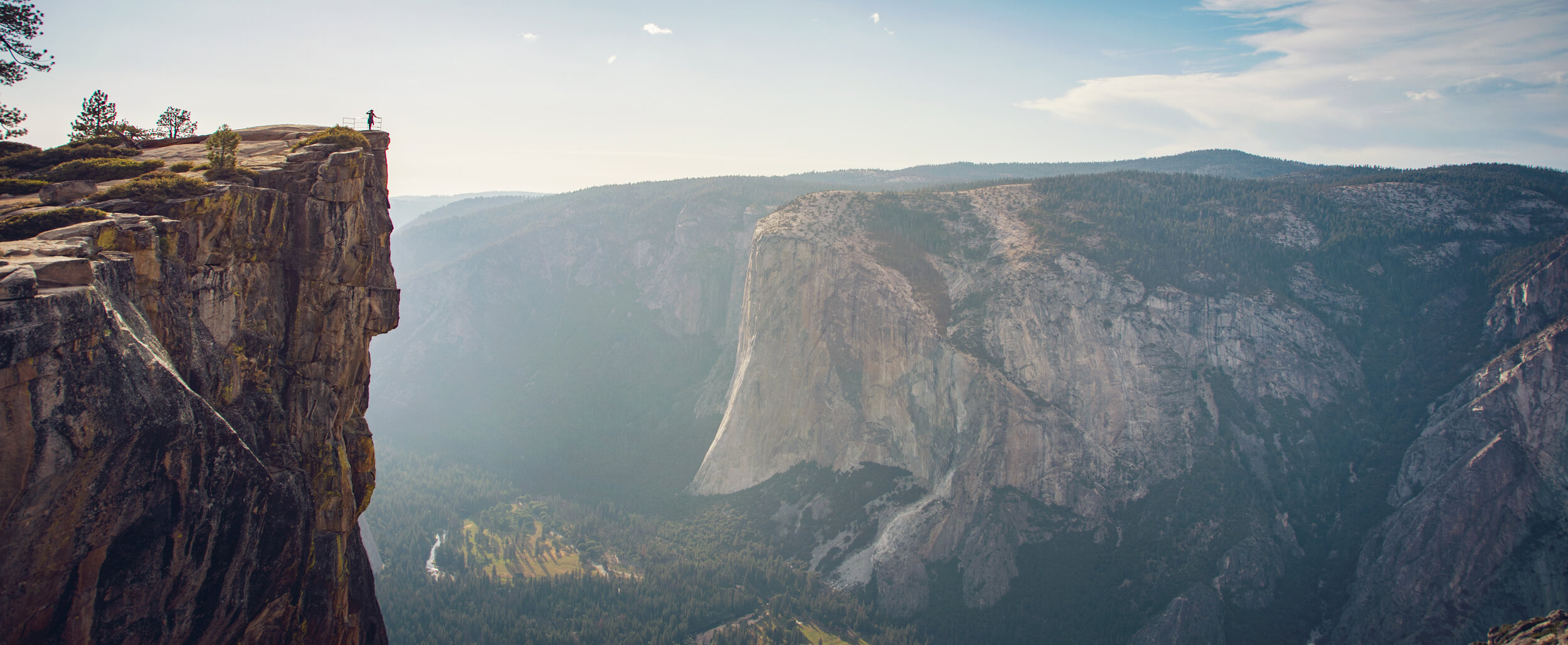 Taft Point Clifftop Views (Yosemite National Park) — Flying Dawn Marie