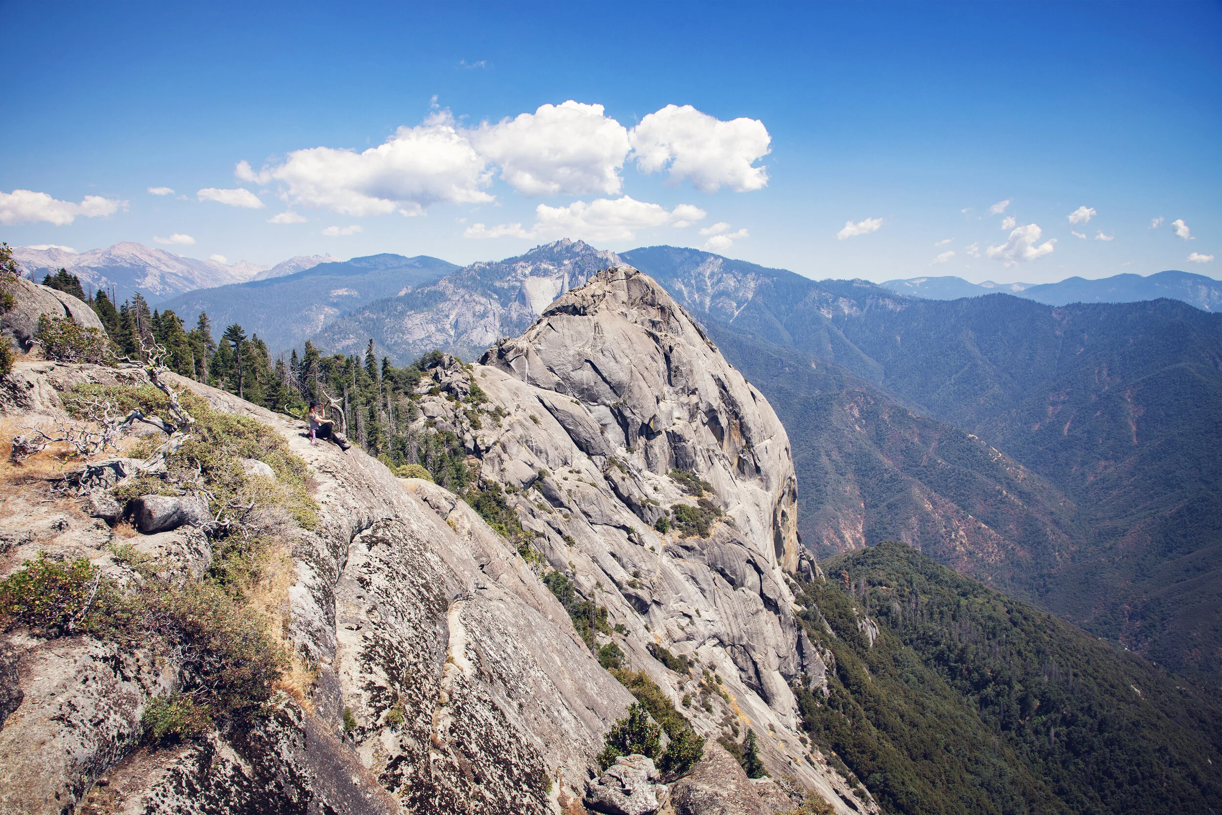 Moro Rock & Hanging Rock Trails (Sequoia National Park) — Flying Dawn ...