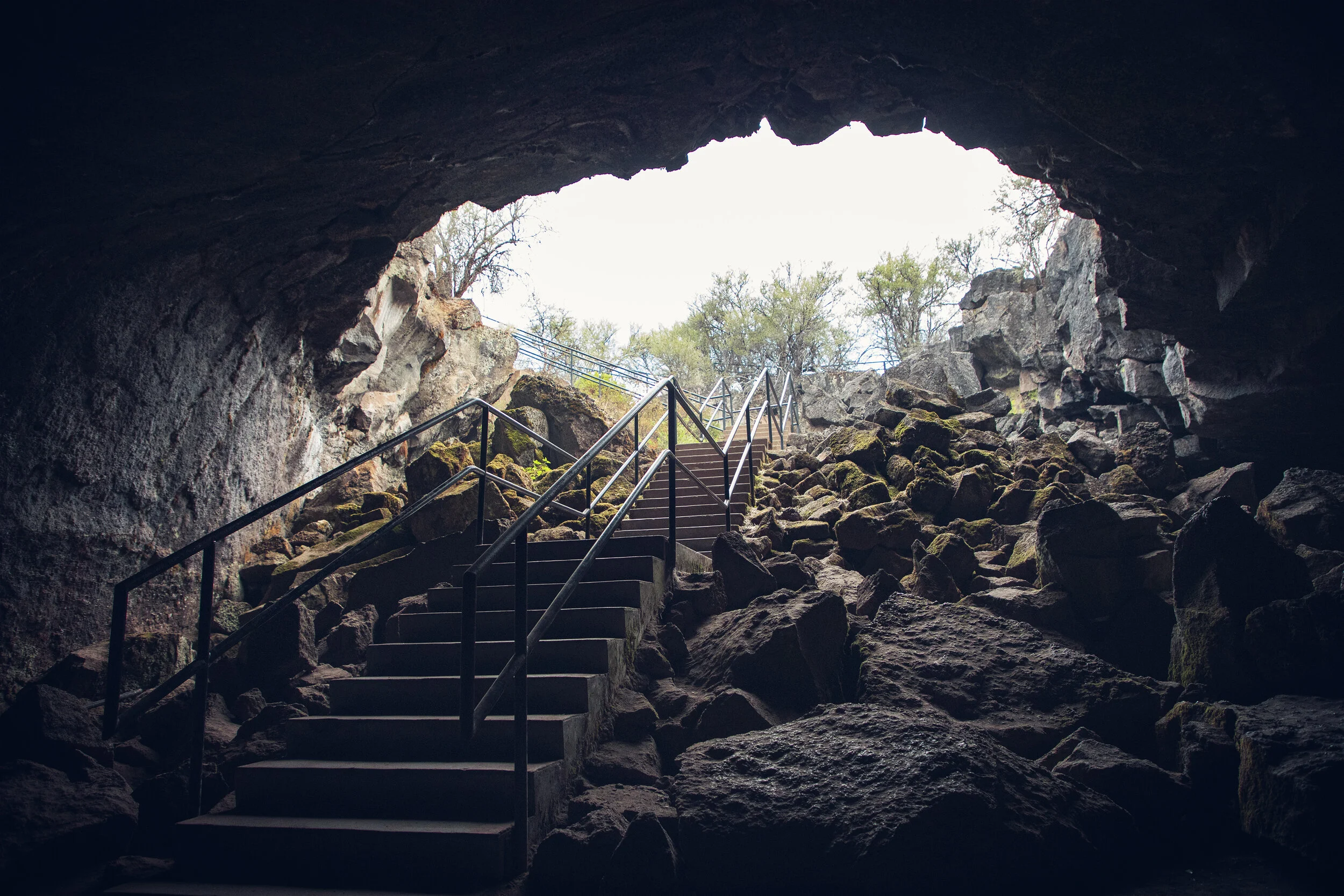 Subway Cave & Spattercone Trail (Lassen National Forest) — Flying Dawn ...