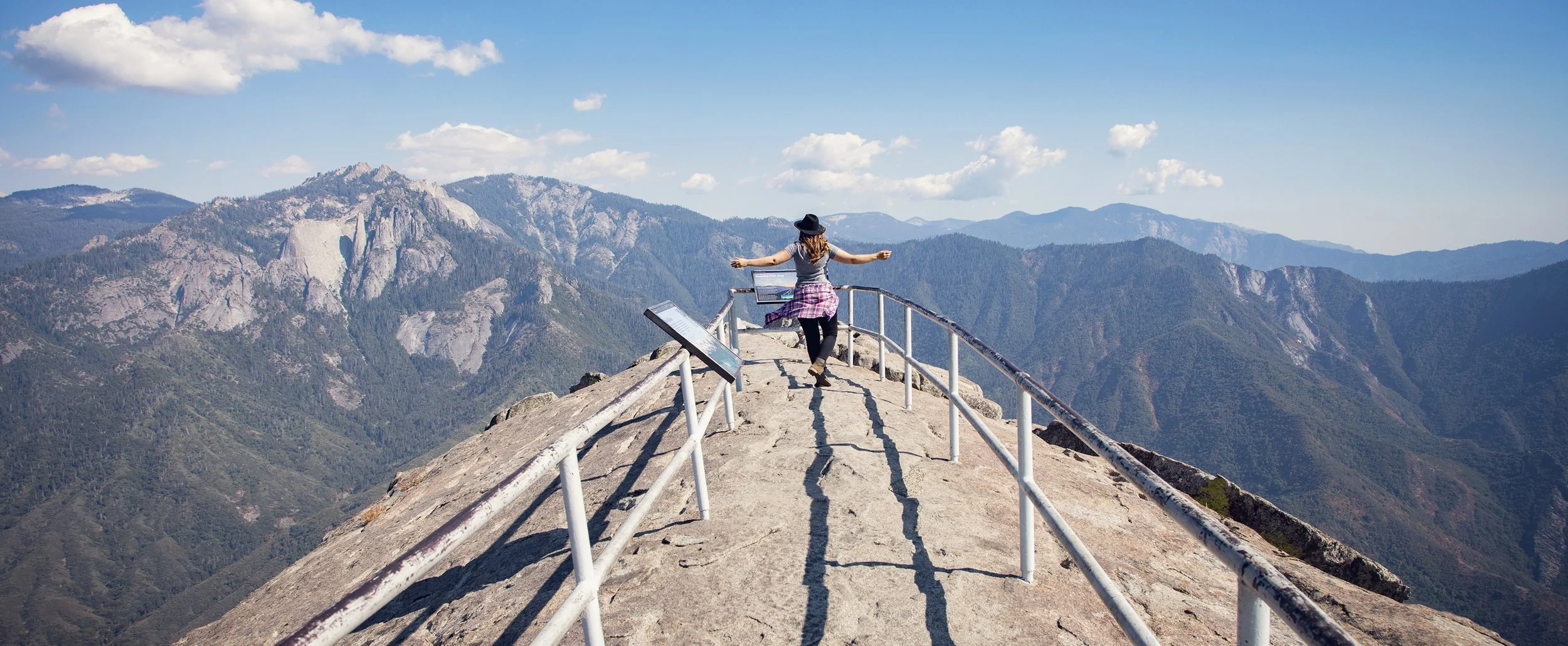 Moro Rock & Hanging Rock Trails (Sequoia National Park) — Flying Dawn ...