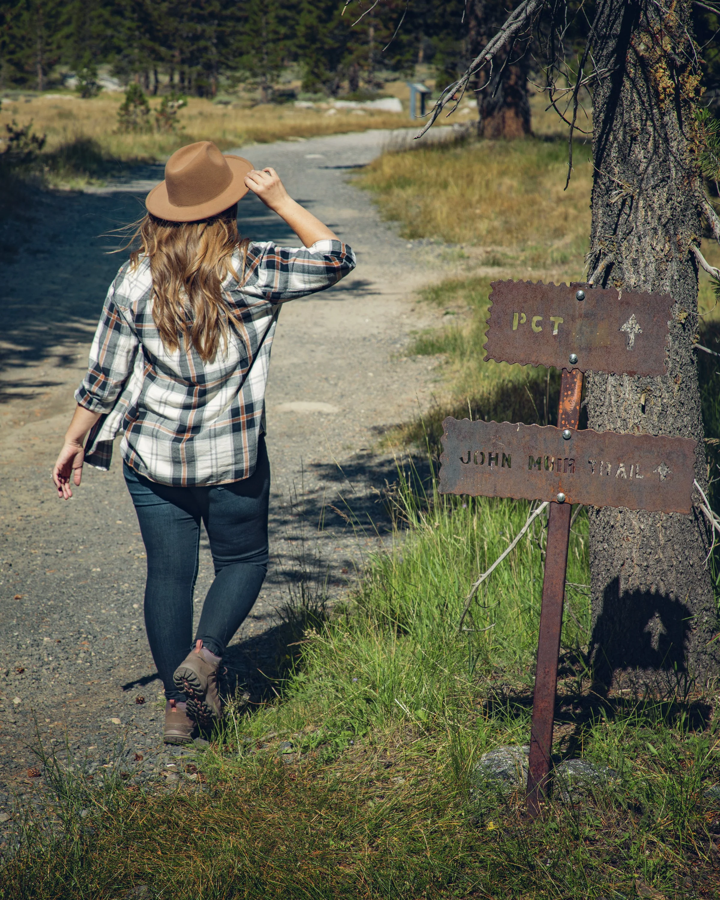 Soda Springs and Parsons Memorial Lodge - Yosemite National Park ...