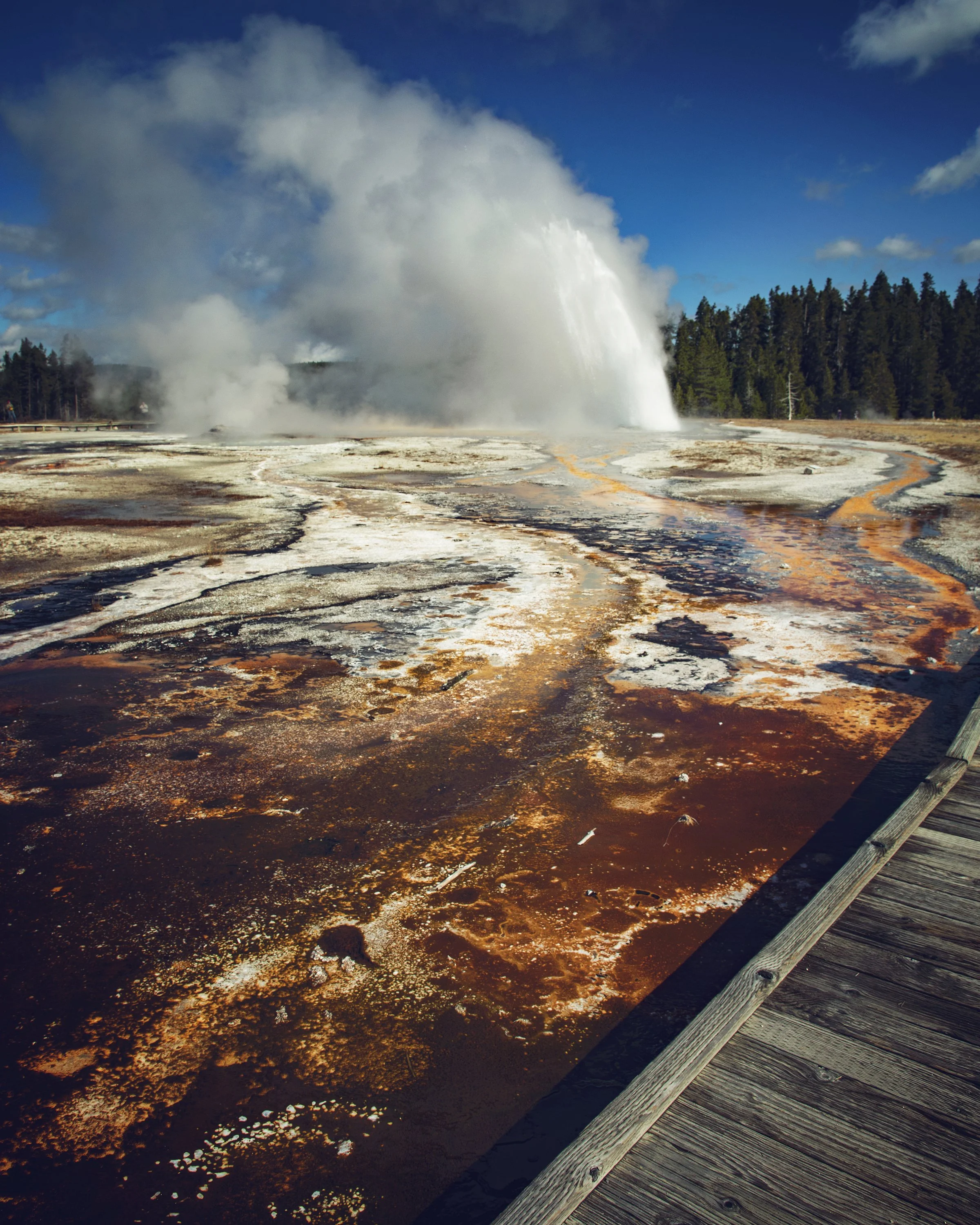 Old Faithful, Morning Glory Pool & Upper Geyser Basin (Yellowstone ...