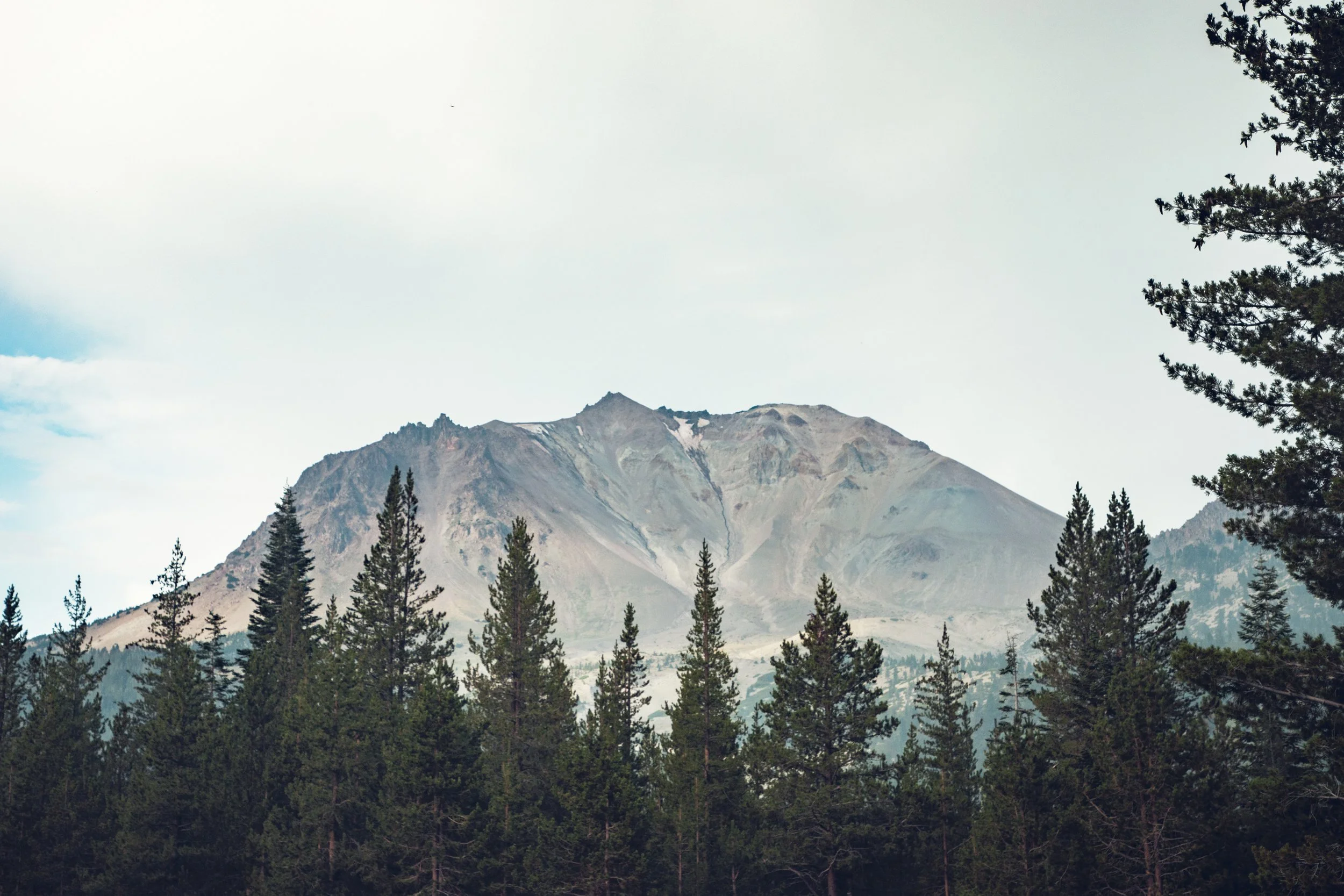 Devastated Area Trail in Lassen Volcanic National Park — Flying Dawn ...