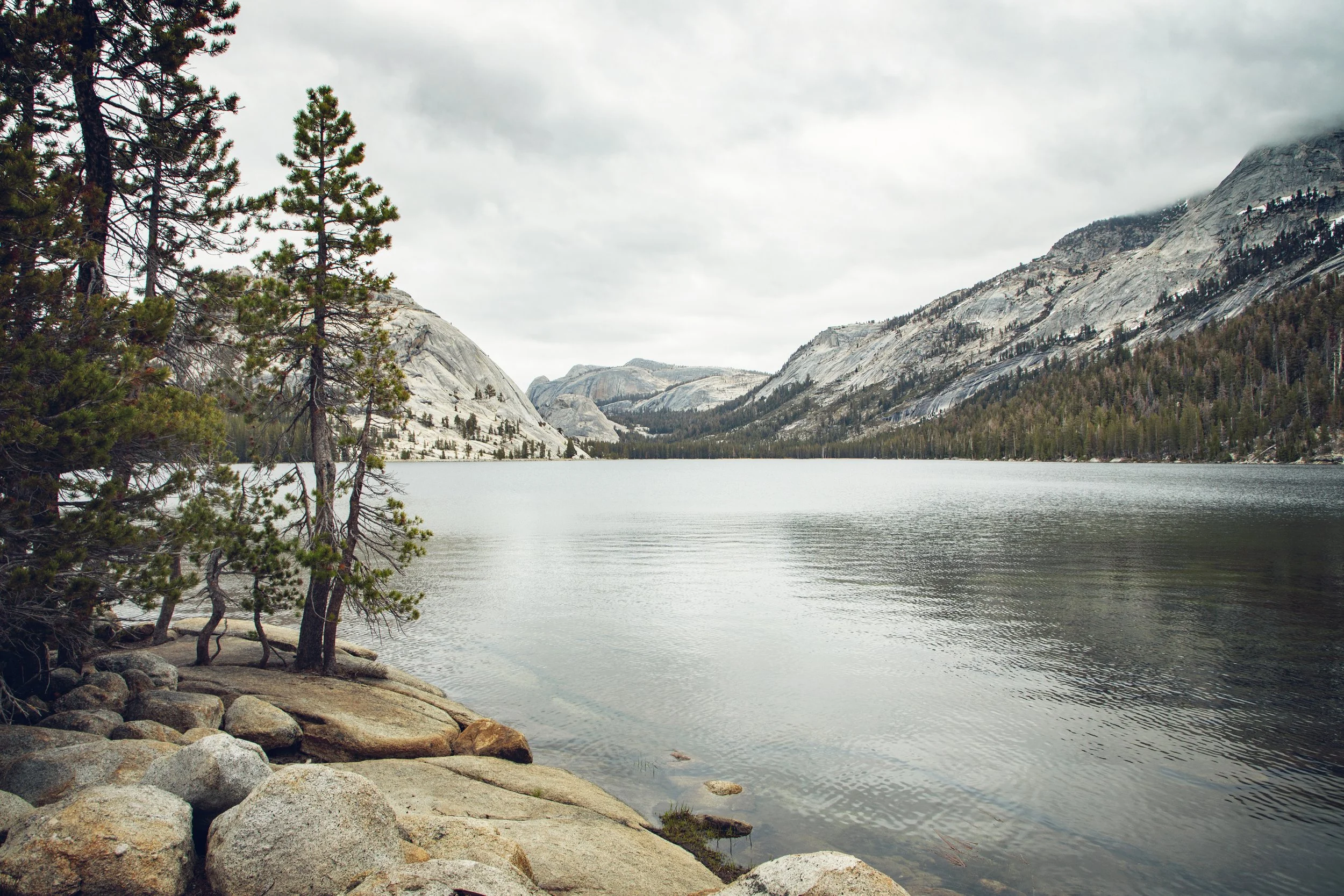 Tenaya Lake (Yosemite National Park) — Flying Dawn Marie | Travel blog ...