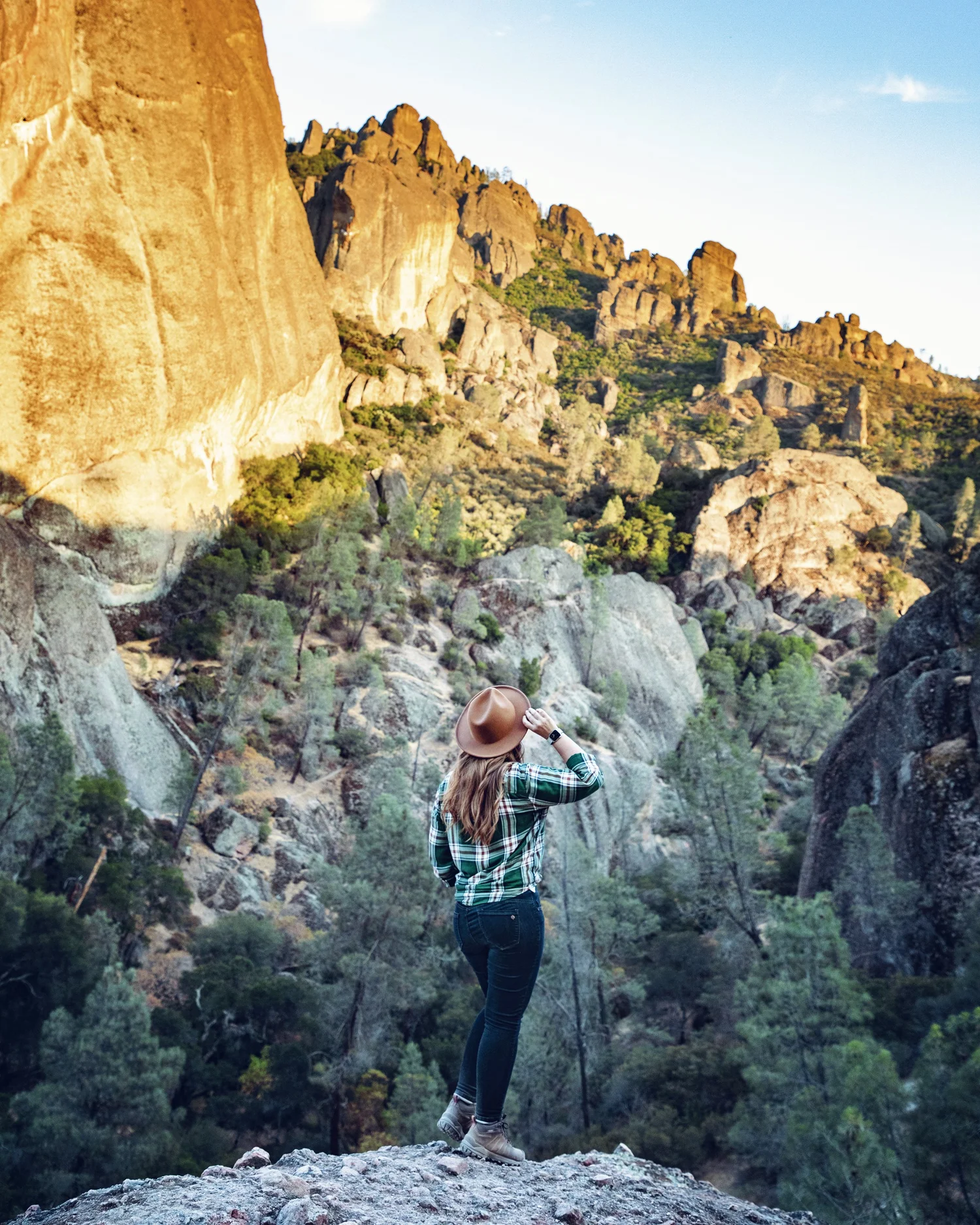 Balconies Cave Trail (Pinnacles National Park) — Flying Dawn Marie ...