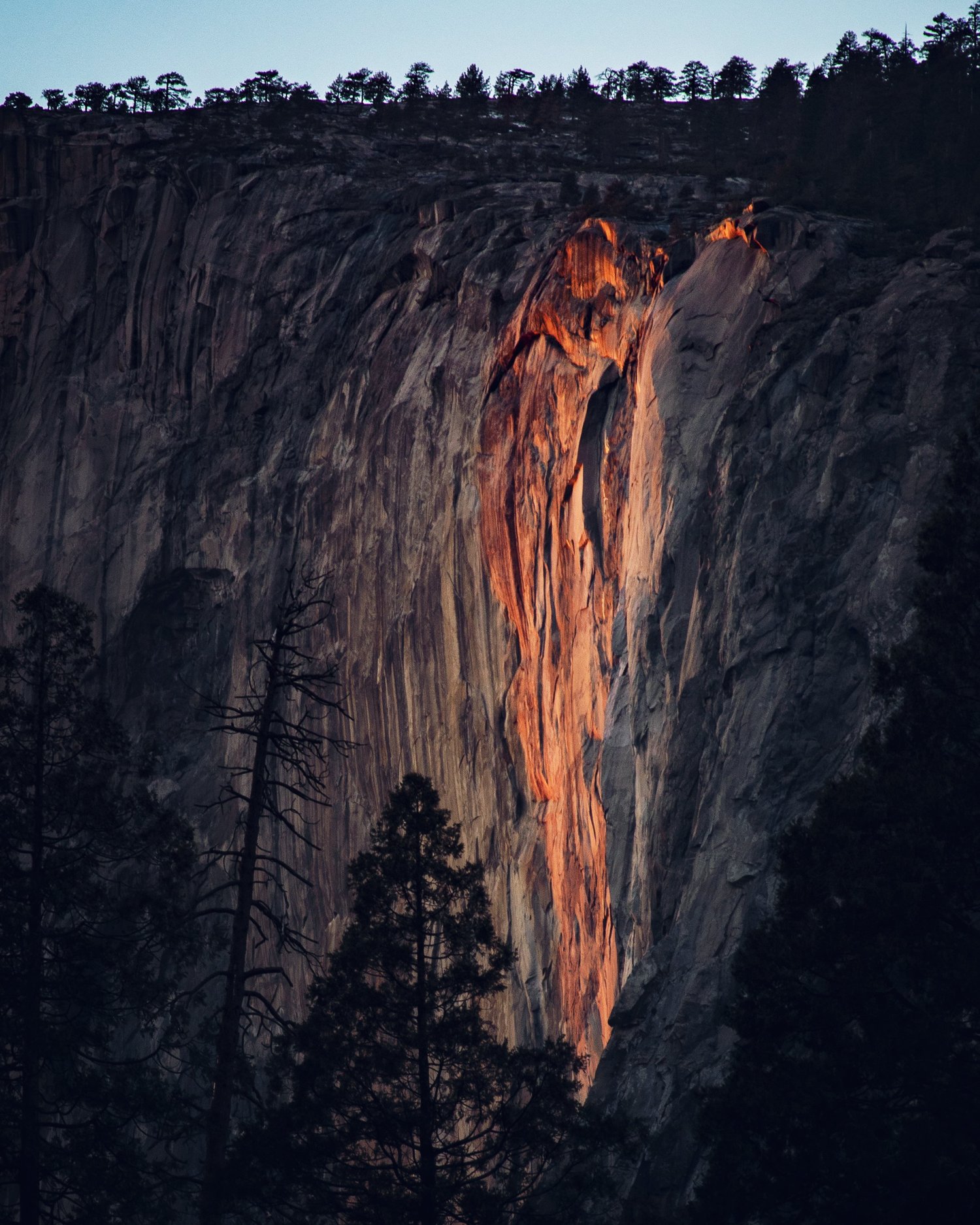 Fall Firefall in October & November (Yosemite National Park) — Flying ...