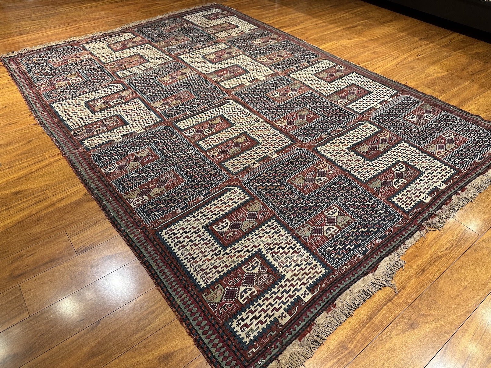 6'7"x9' Dragon Verneh Sileh, Antique — Antique