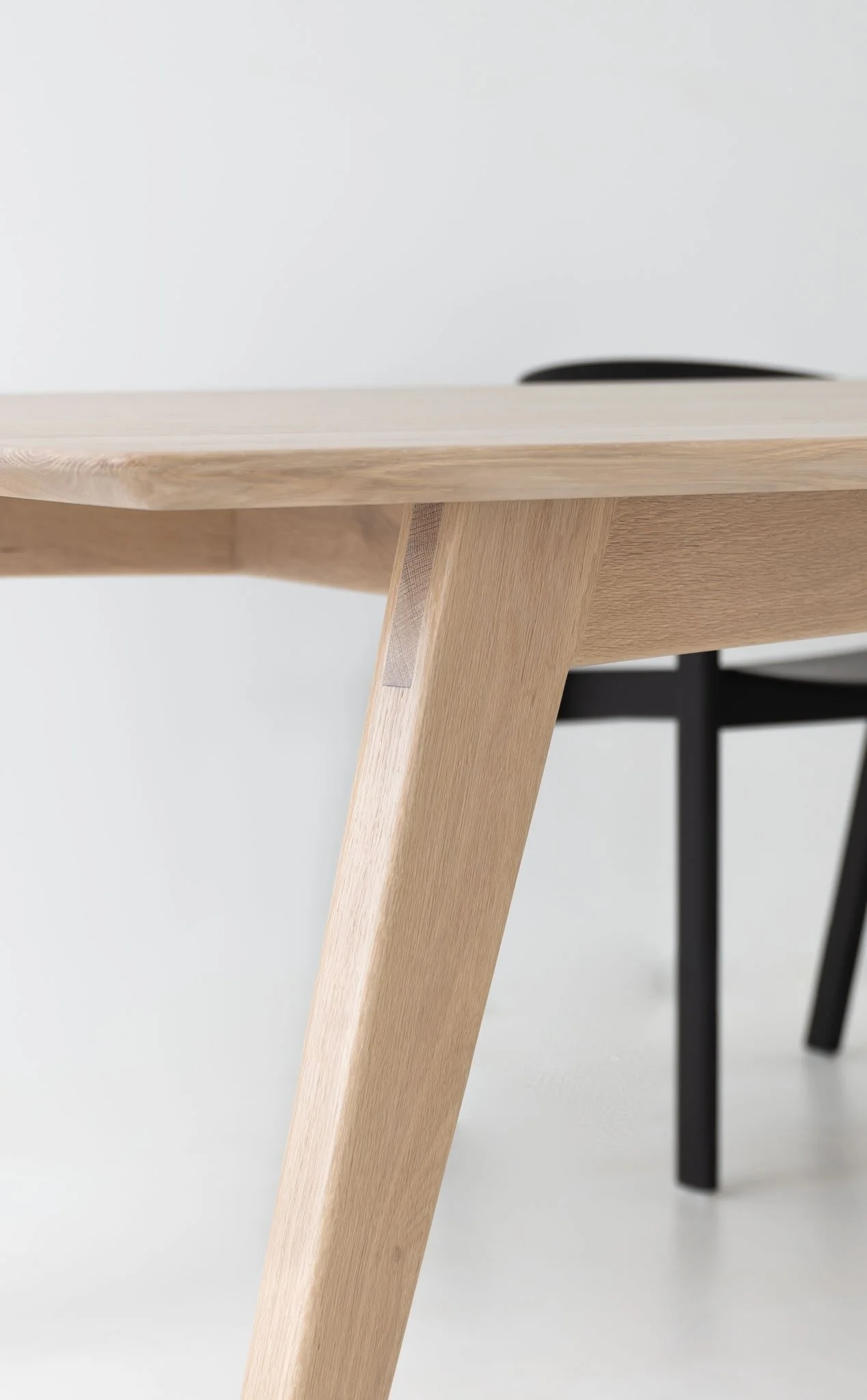 Elk Table — Timberwolf Design