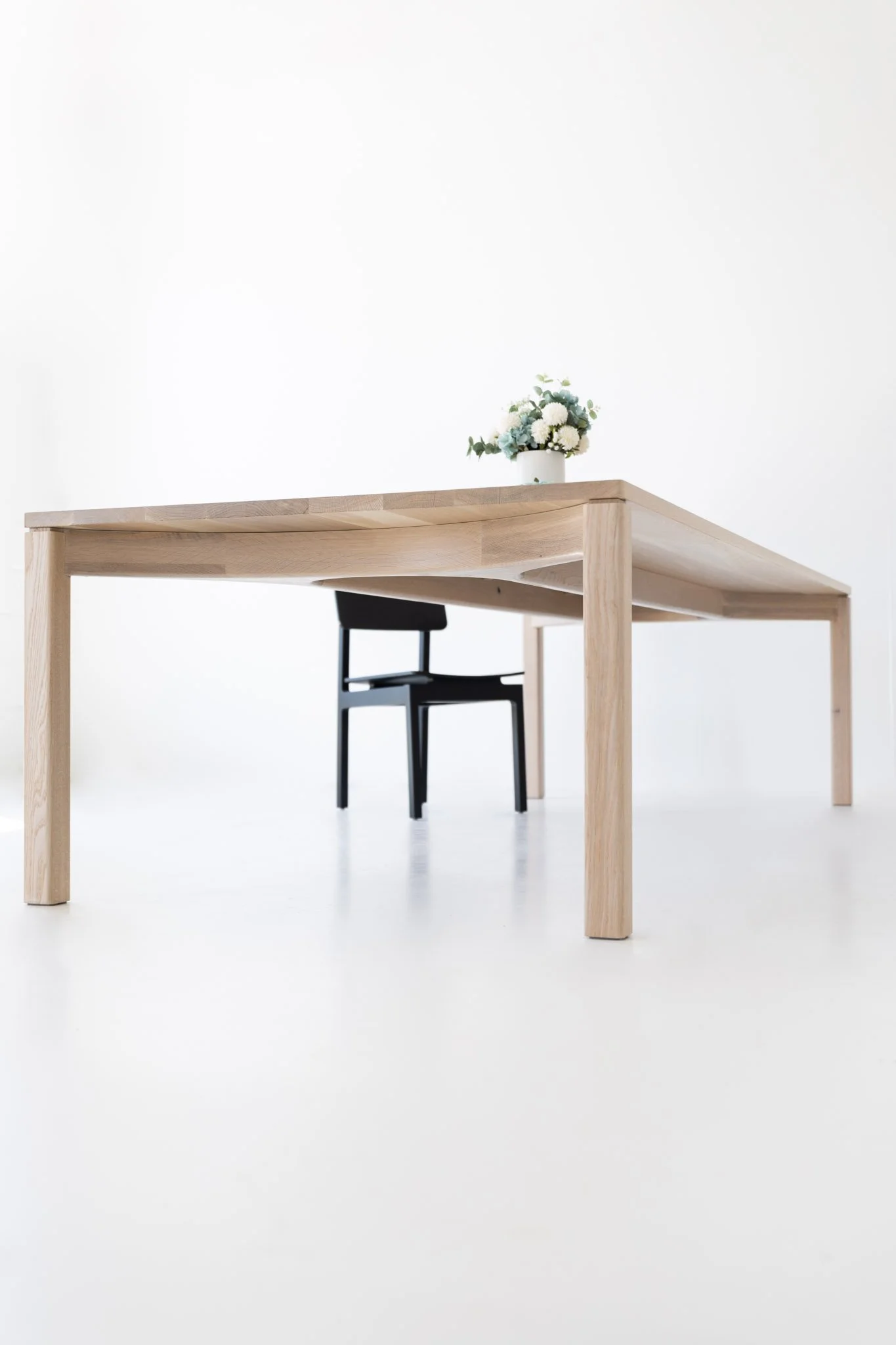 Arquer Table — Timberwolf Design