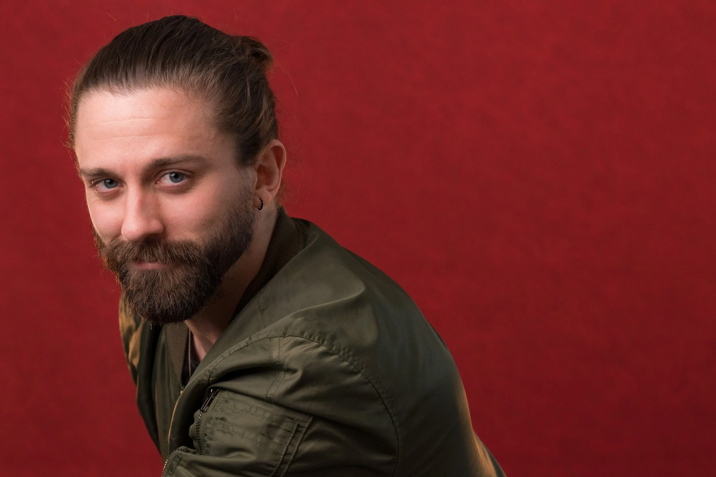 Nic Olsen: Actor, Singer, Writer