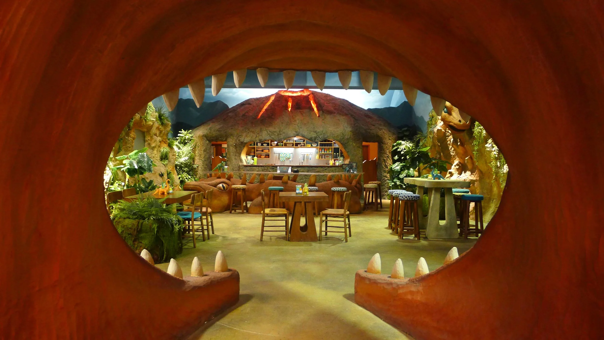 Power Rangers - Dino Charge Tracey Collins - Production Designer for ...