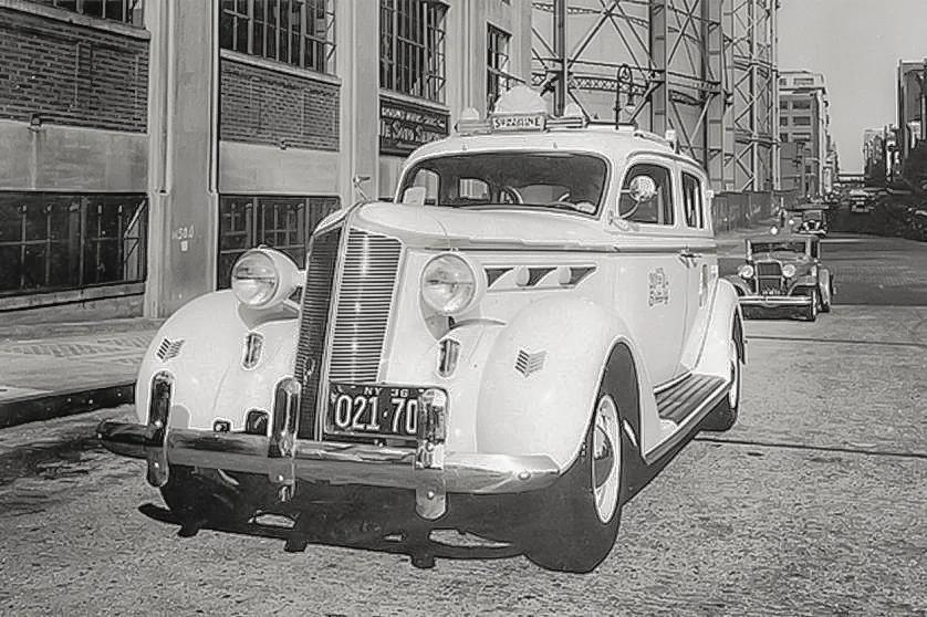 NYC's Iconic Yellow Cabs: Taxi Memories — Piccola New Yorker Special Trips