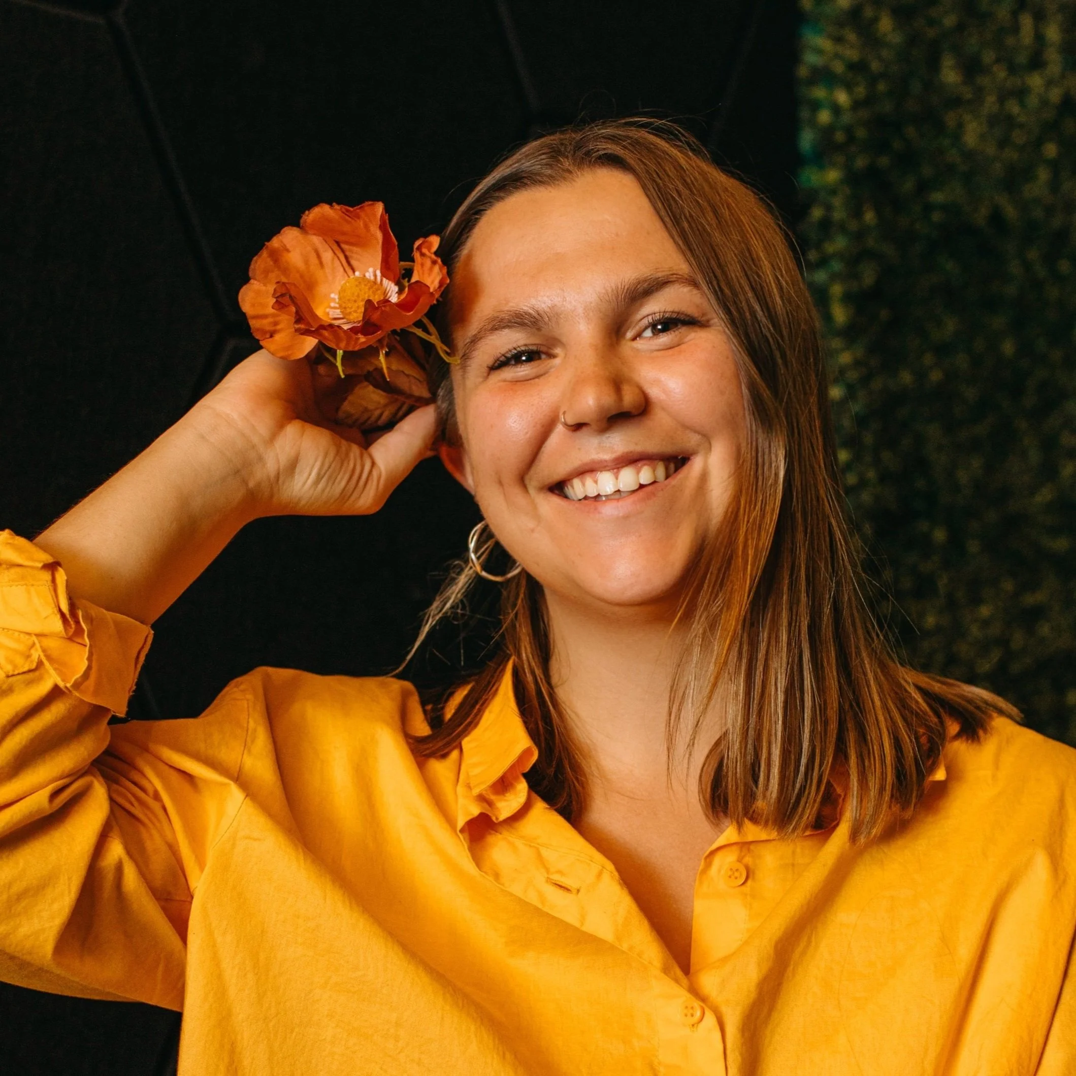 Elena Fox's Instagram, Twitter & Facebook on IDCrawl