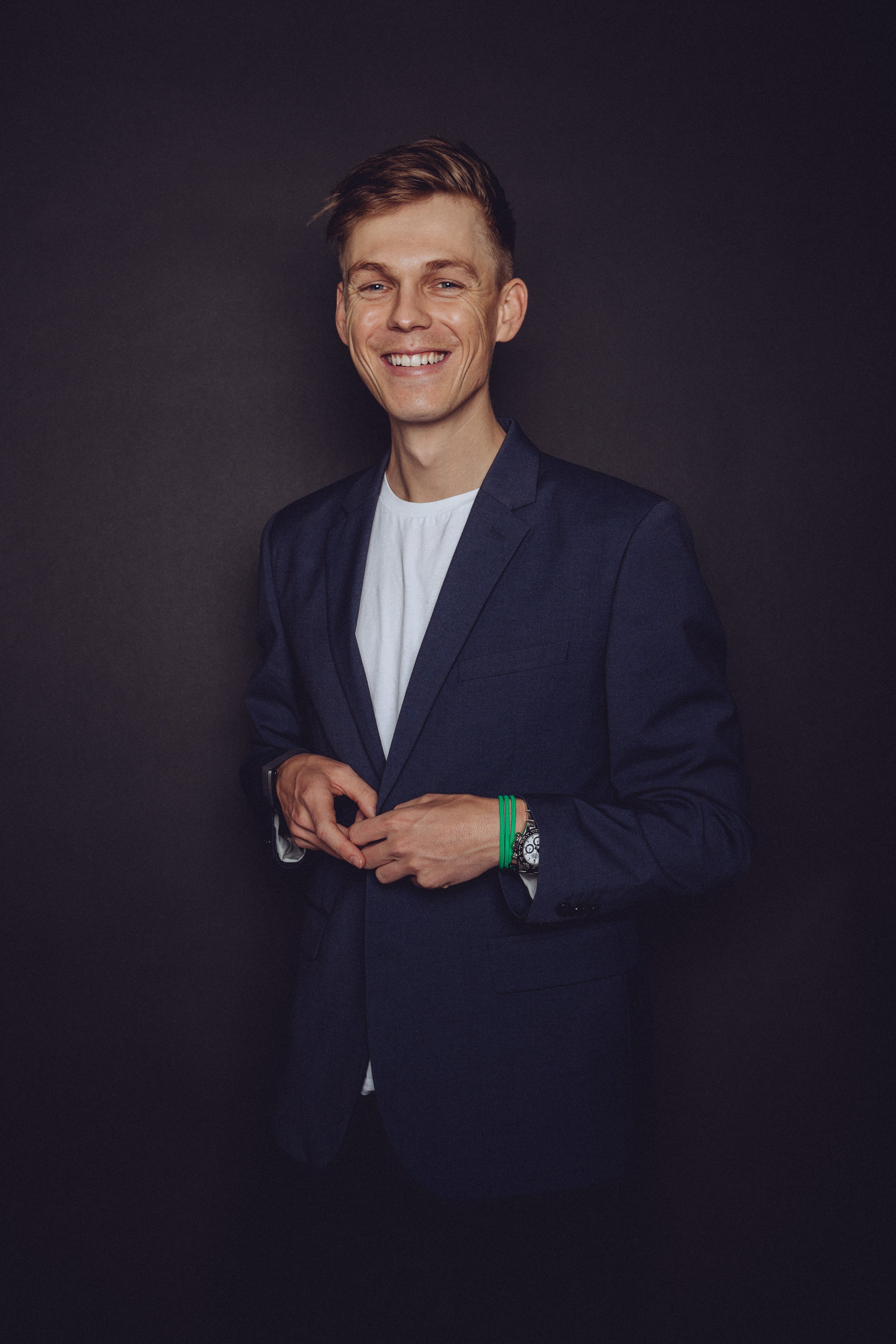 Caspar Lee