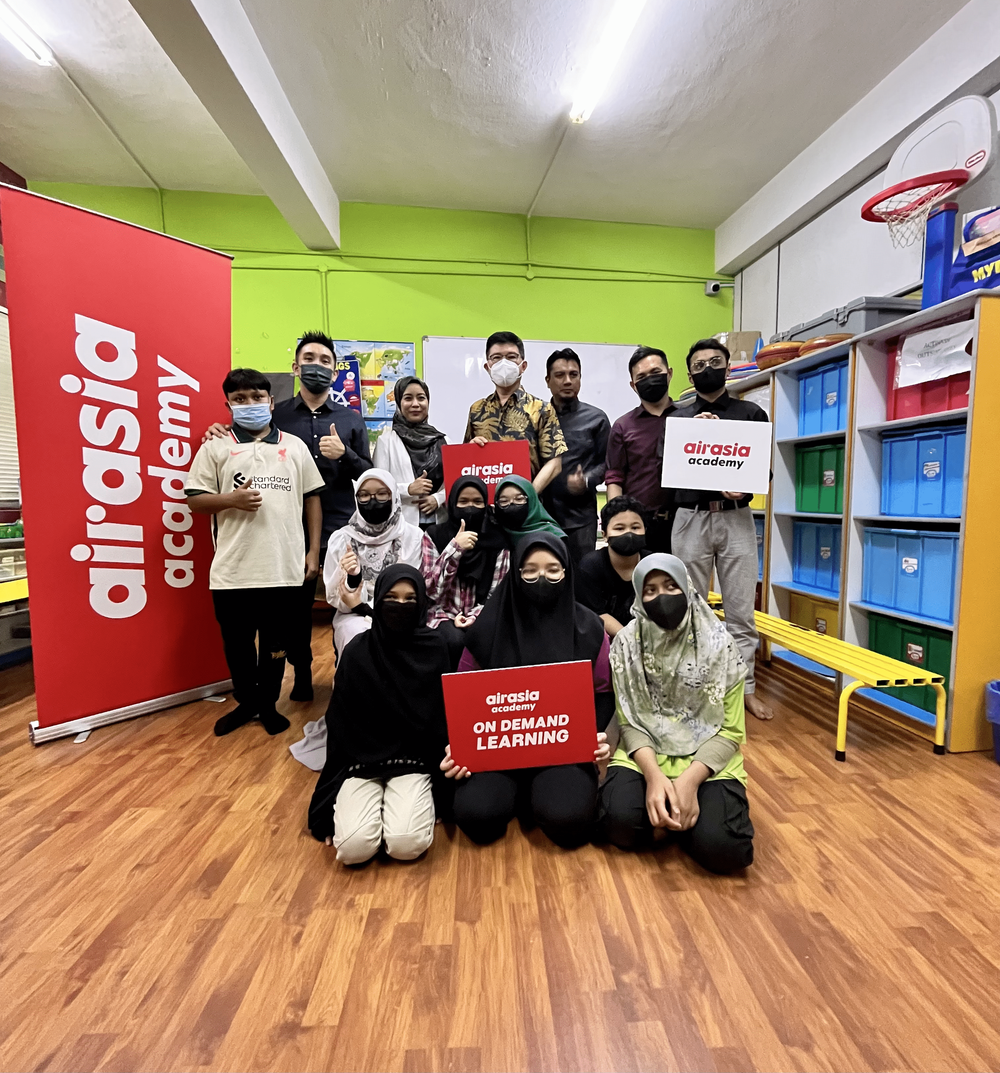 airasia academy & Jom Tuisyen - Demi masa depan yang lebih cerah bagi ...