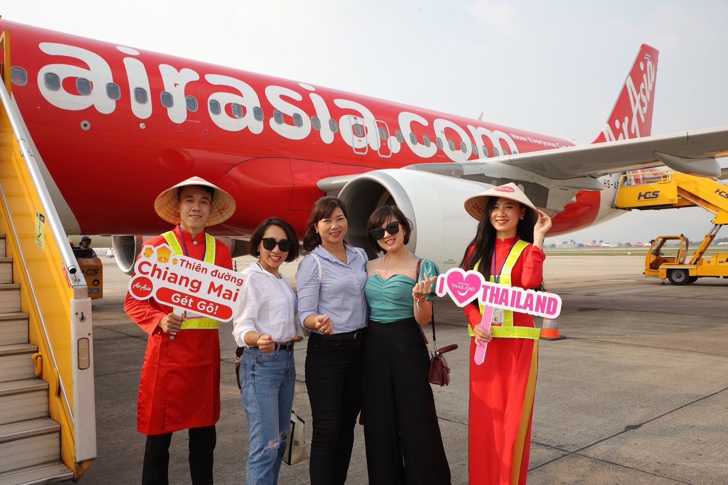 AirAsia Tưng Bừng Khai Thác Trở Lại Đường Bay Hà Nội & Đà Nẵng - Chiang ...