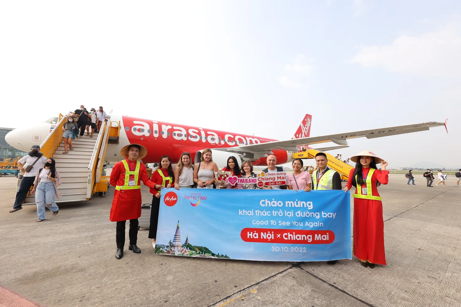 AirAsia Tưng Bừng Khai Thác Trở Lại Đường Bay Hà Nội & Đà Nẵng - Chiang ...