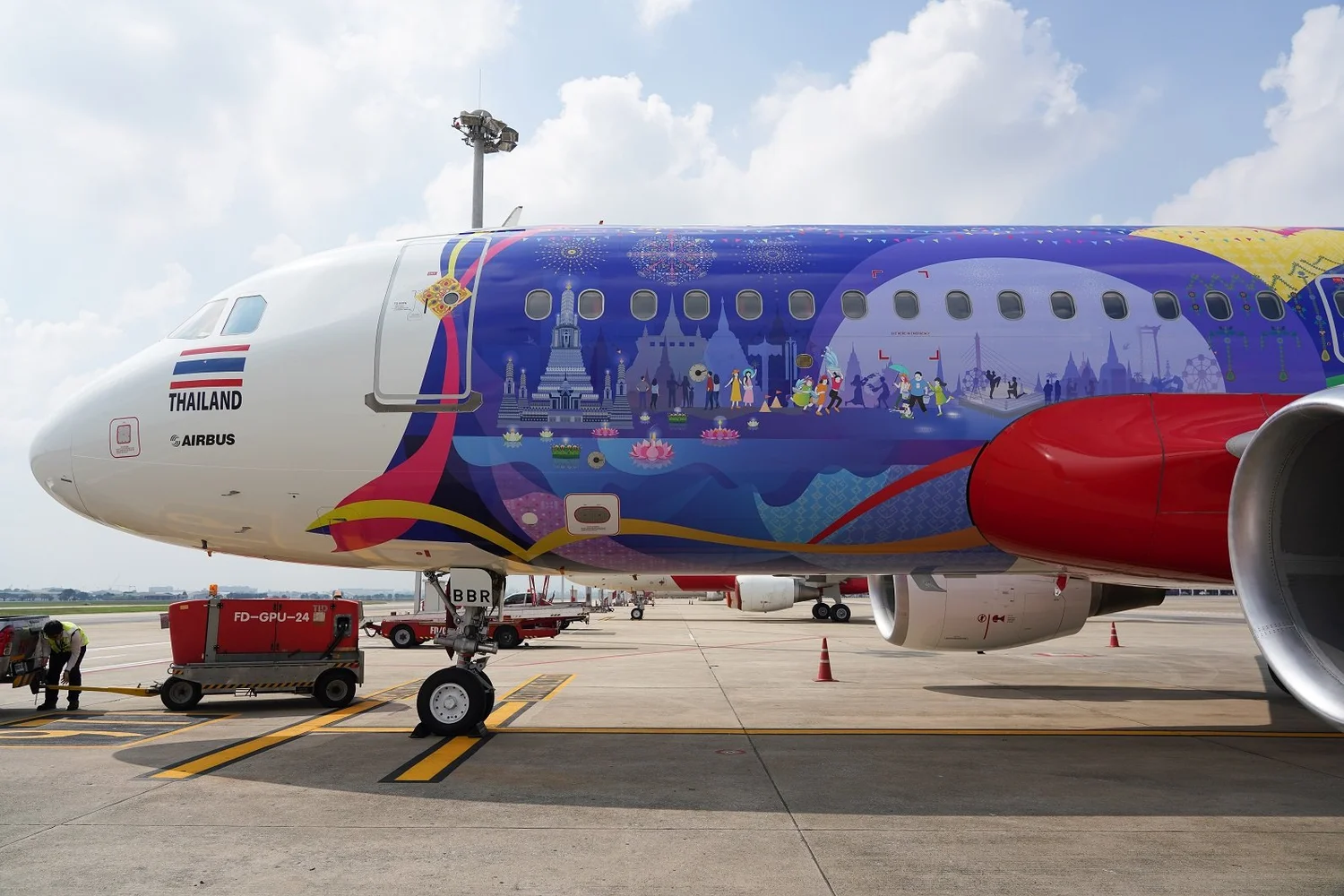 AirAsia joins TAT to Unveil Second ‘Amazing New Chapters’ Plane Livery ...