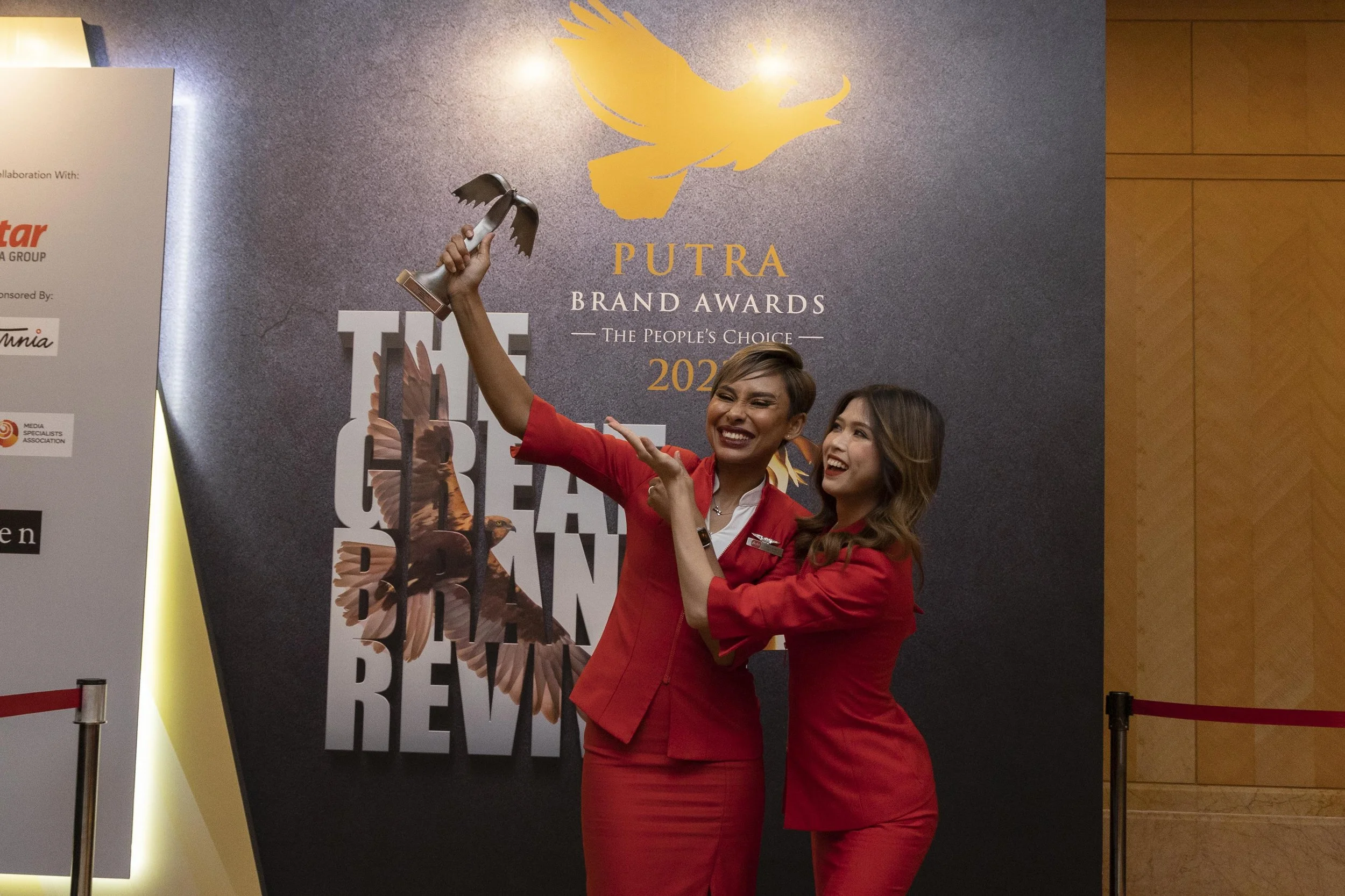 AirAsia scores at the Putra Brand Awards — AirAsia Newsroom